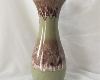 Hull Pottery Vase - Etsy UK