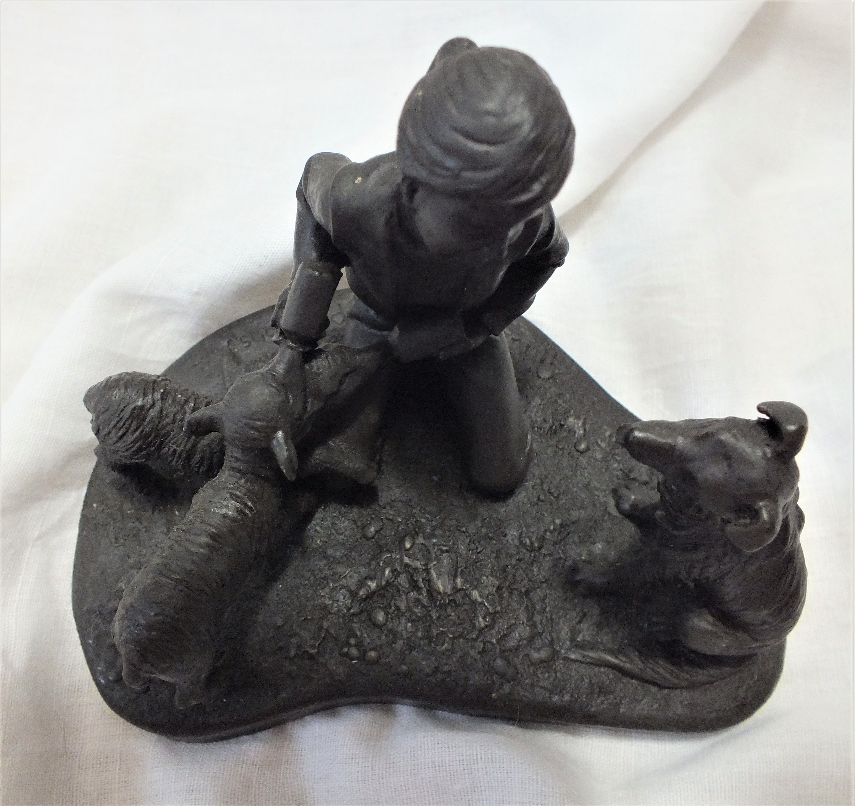 Heredities Figurine of a Shepherdess Feeding Lambs by Pauline | Etsy