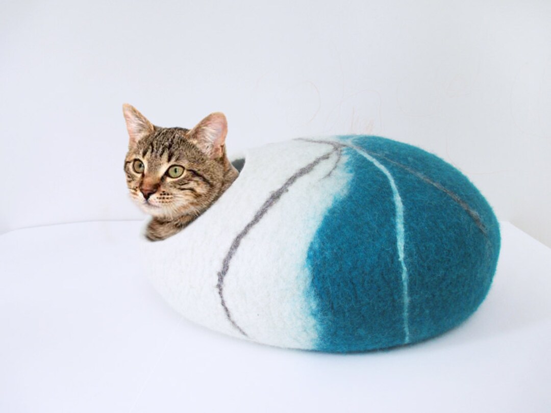 Wool Felted Cat Cave in Turquoise and White, Cat Bed for Pet, Cozy Cat ...