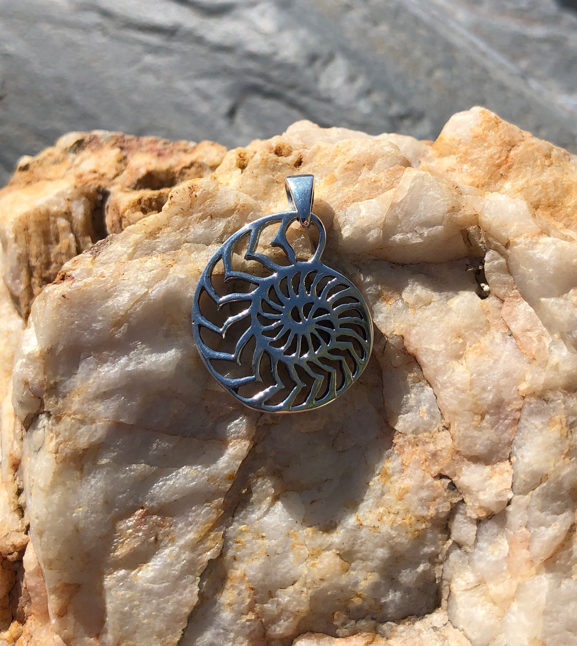 Sterling Silver Shell Pendant - Etsy