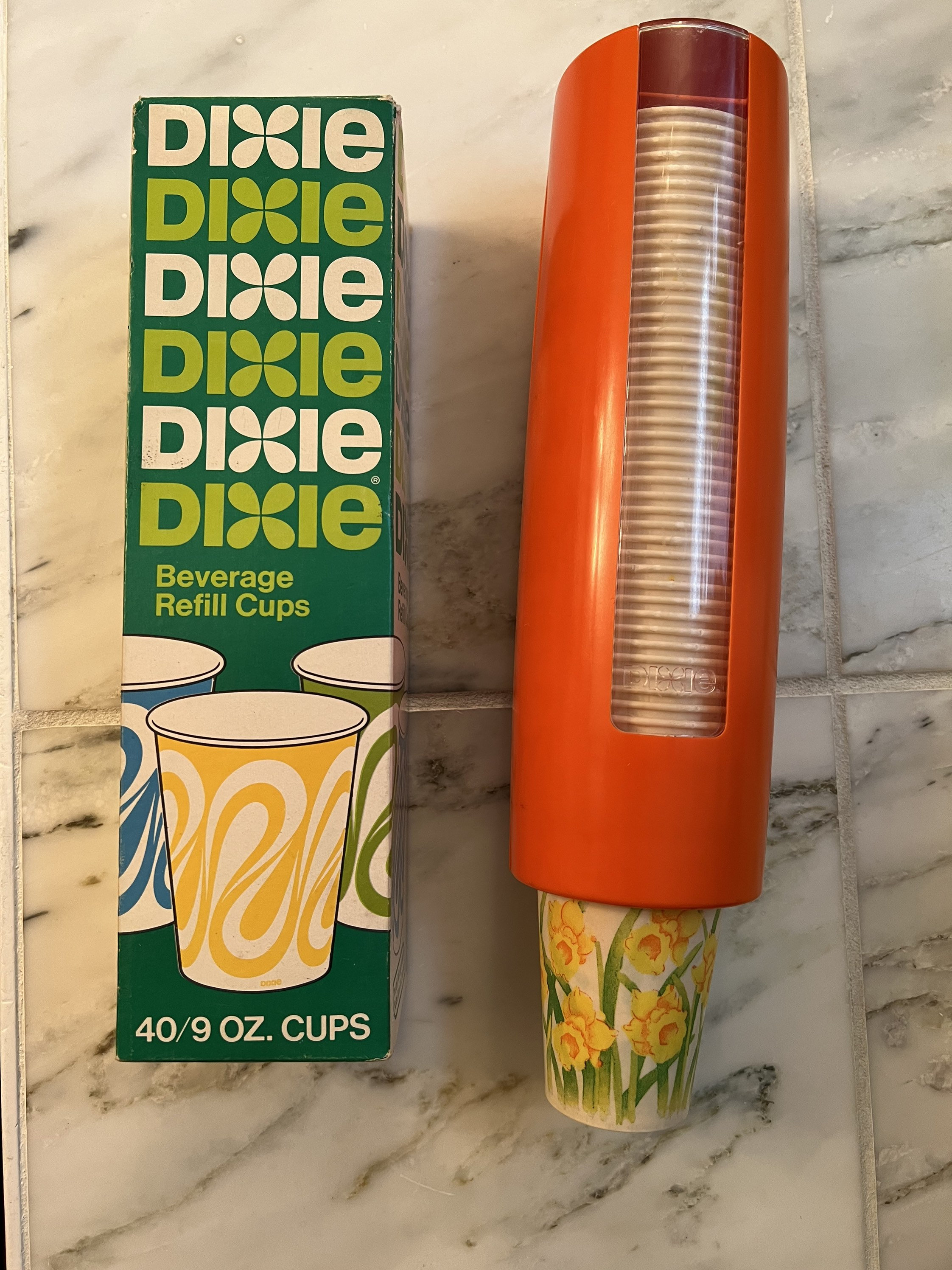Vintage Dixie Cup Dispenser With Cups and NOS Package of Cups - Etsy