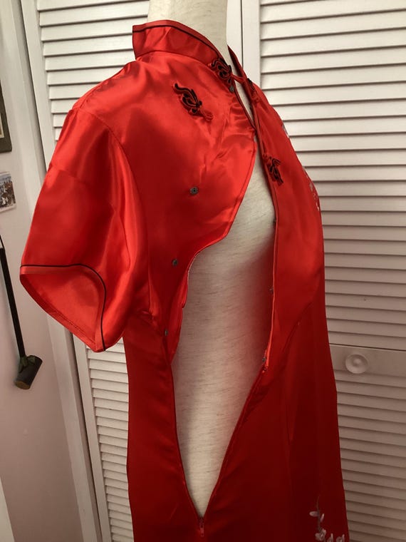 Hot red Cheongsam dress with gray embroidered flowers… - Gem