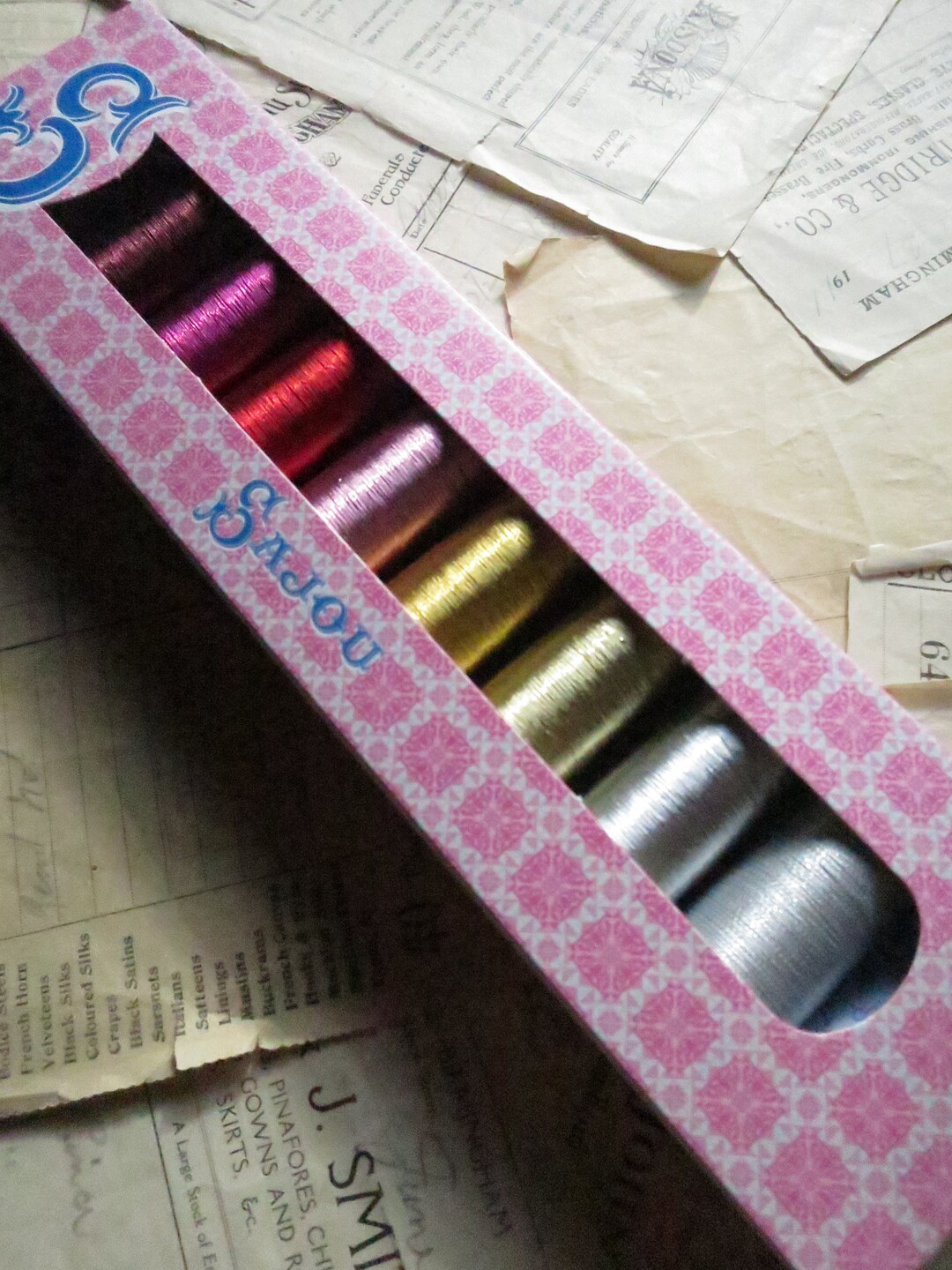 Sajou Metallic Thread/ Fil Metalise No.40 Thread Boxed Set- Shocking ...