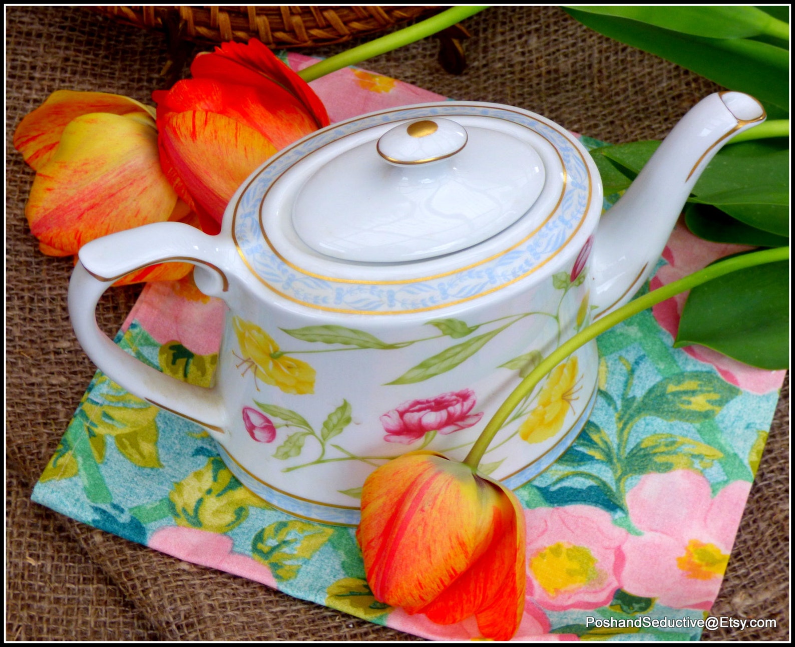English Oval Classic Traditional Teapot Replica Vintage Collectible ...