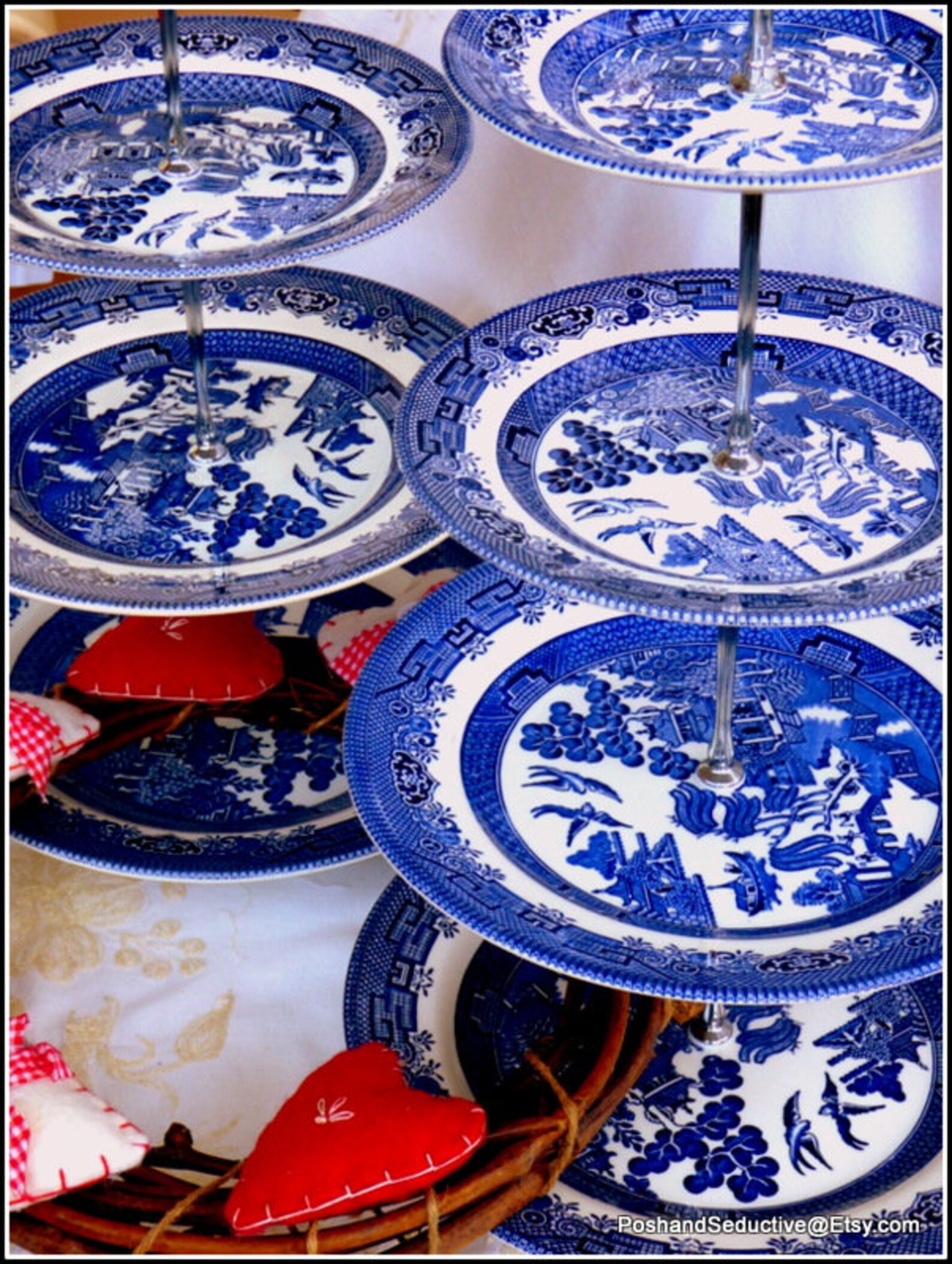 Churchill's famous Blue Willow pattern | Etsy