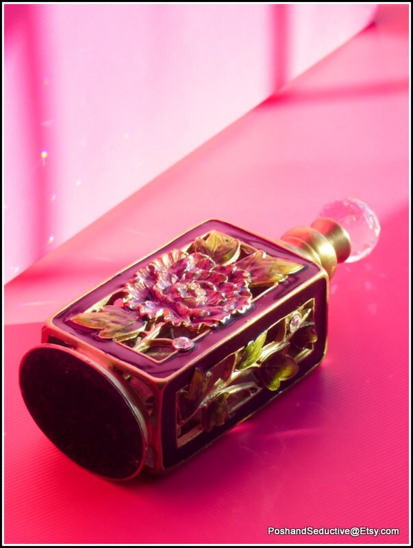 Exquisite and Stunning Beautifully Enamelled Luxury Compact | Etsy