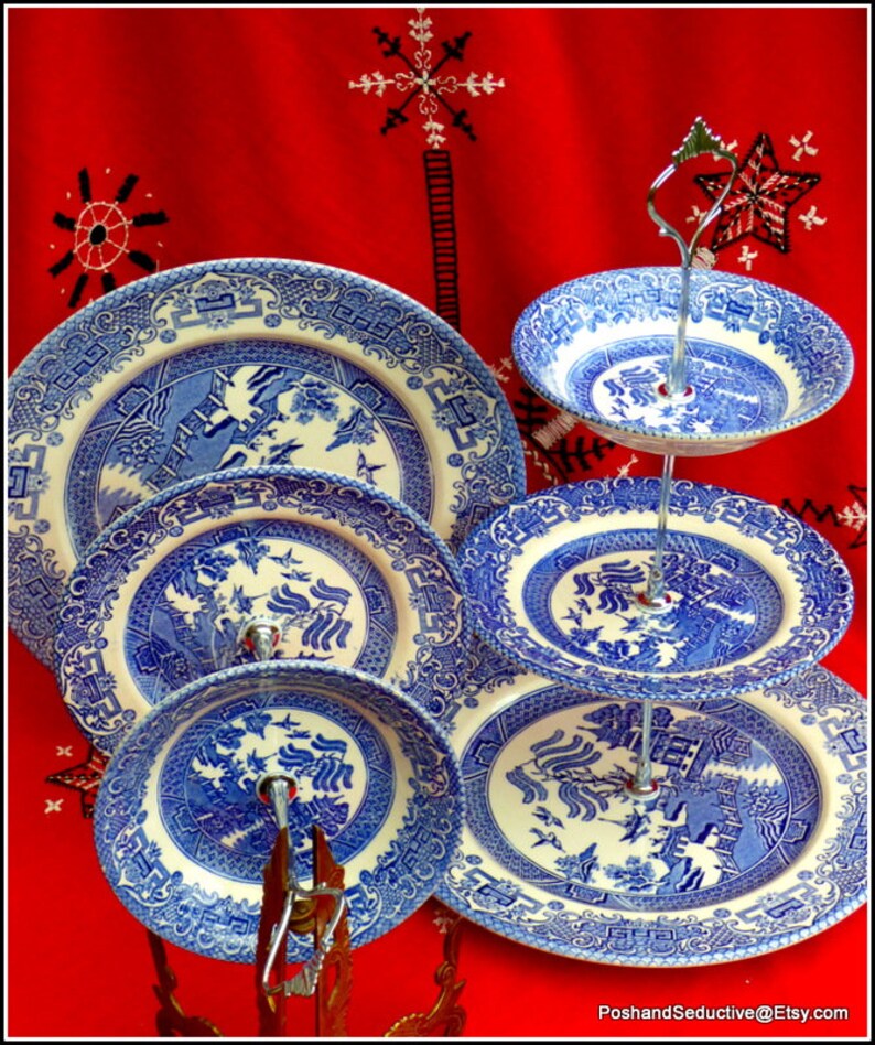 Blue Willow English Ironstone Tableware Iconic Pattern China Variation ...