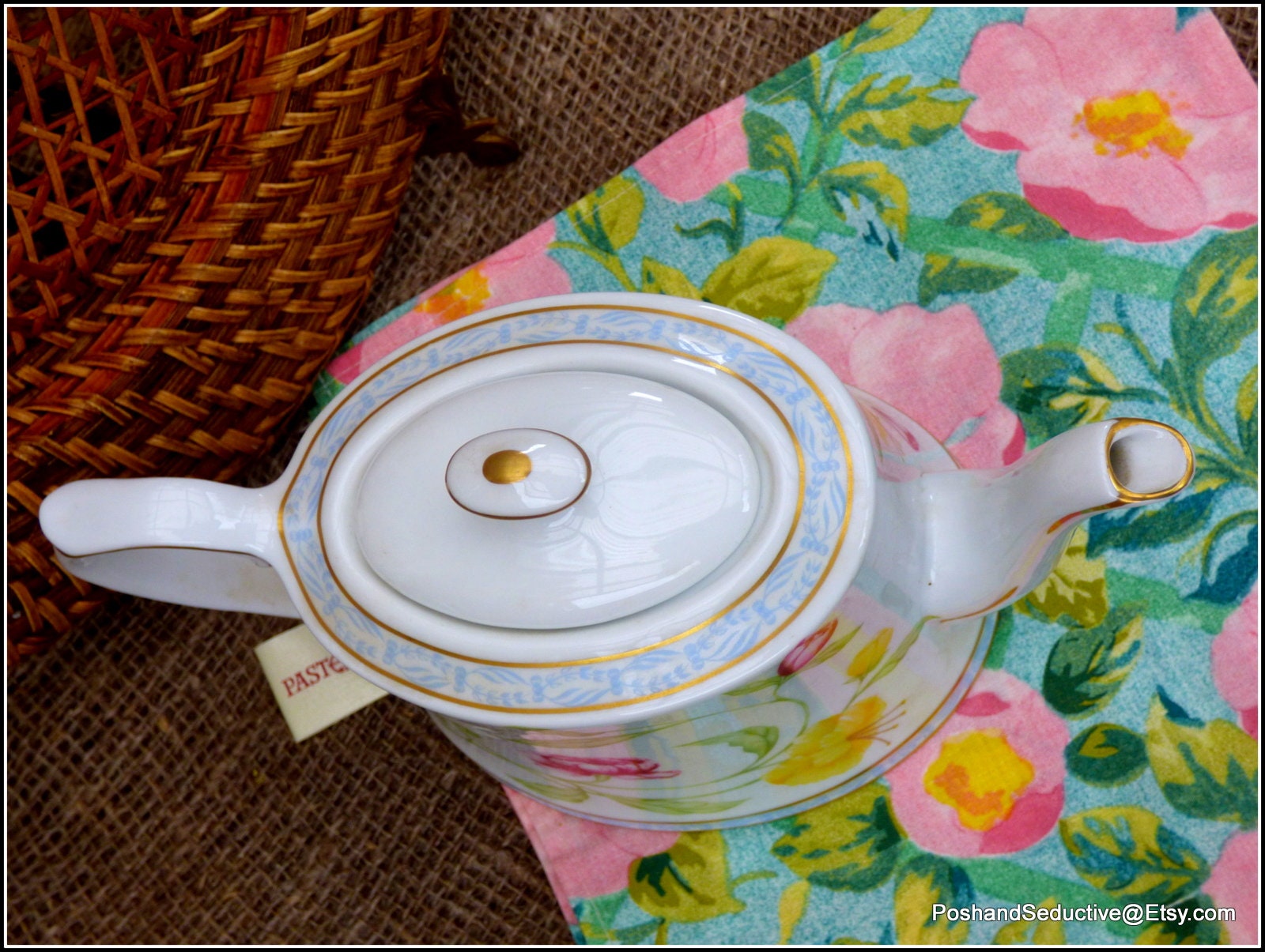 English Oval Classic Traditional Teapot Replica Vintage - Etsy UK