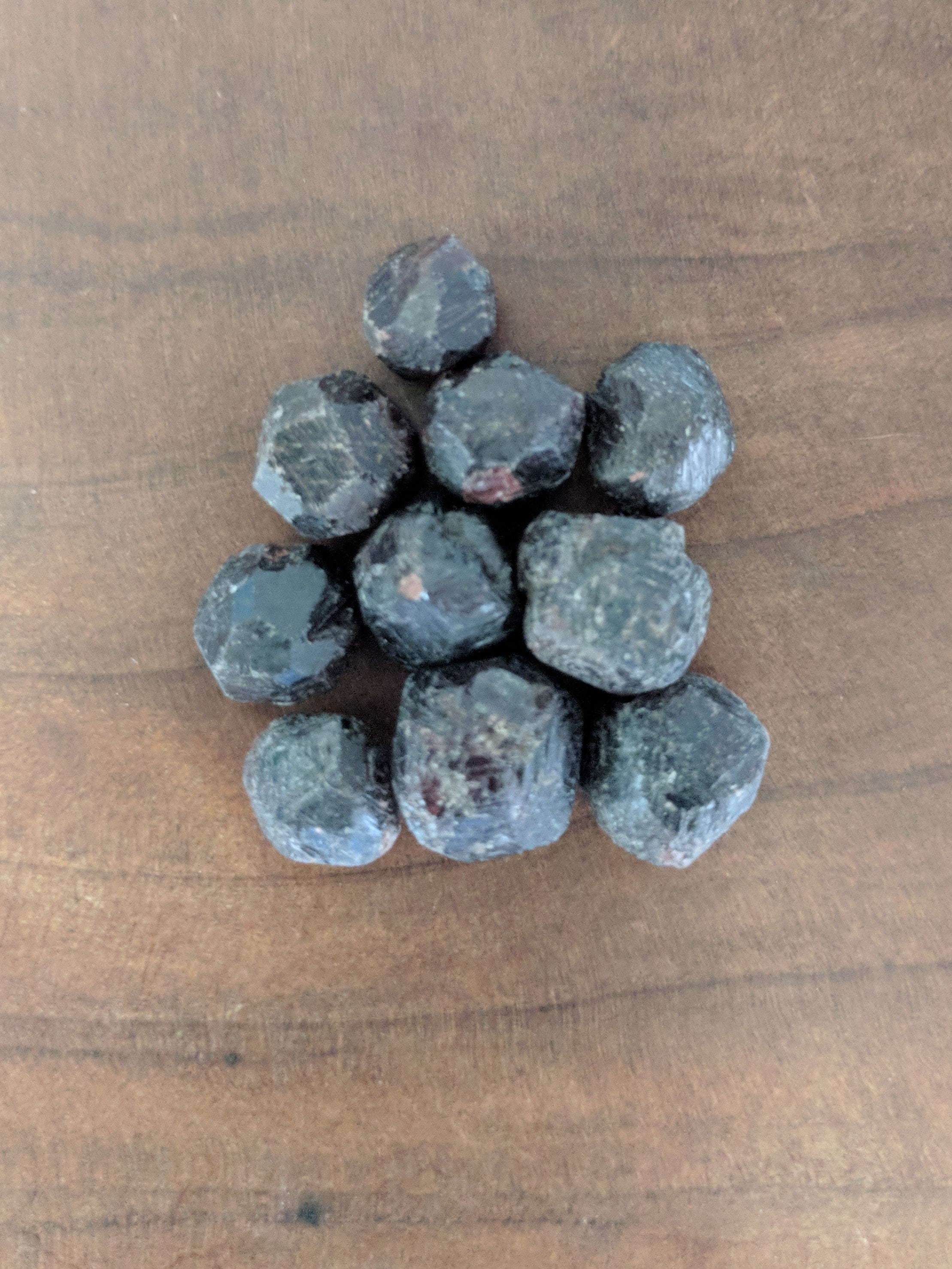 10 Red Garnets - Natural and Unpolished, Small Size - Etsy