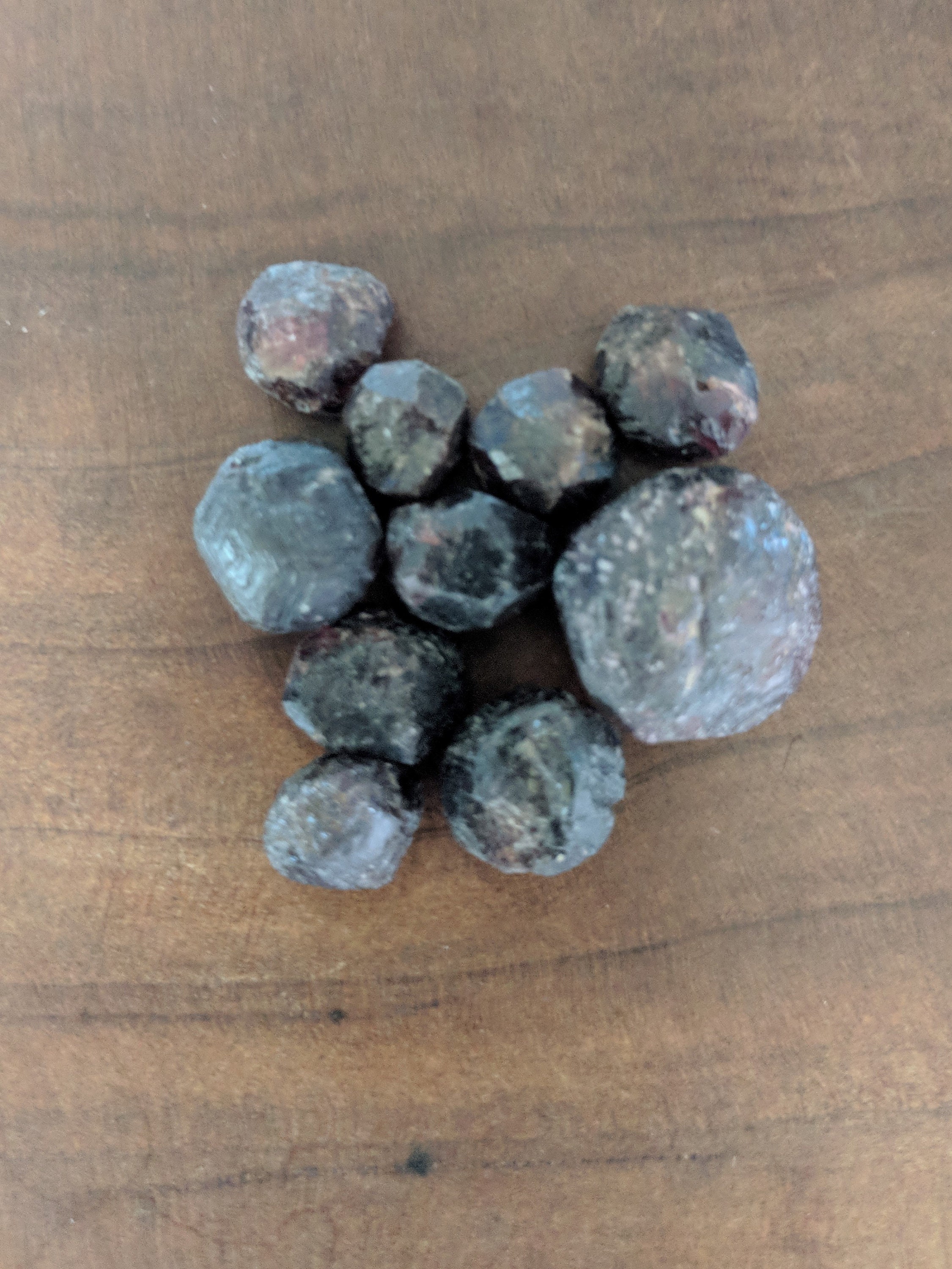 10 Red Garnets Natural and Unpolished Small Size - Etsy