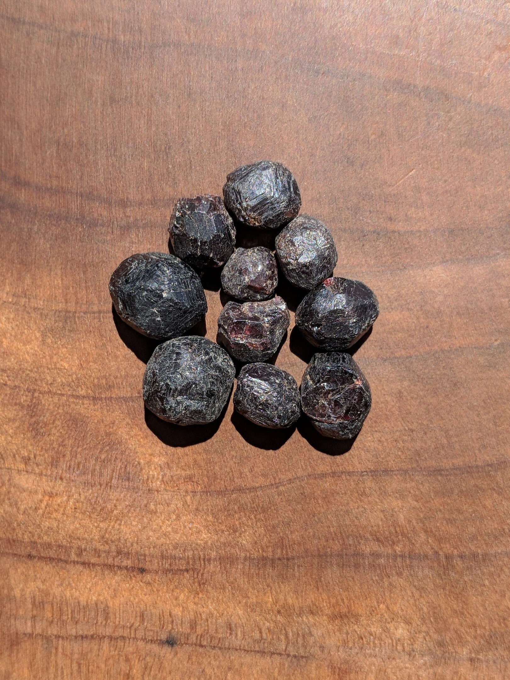 10 Red Garnets - Natural and Unpolished, Small Size - Etsy