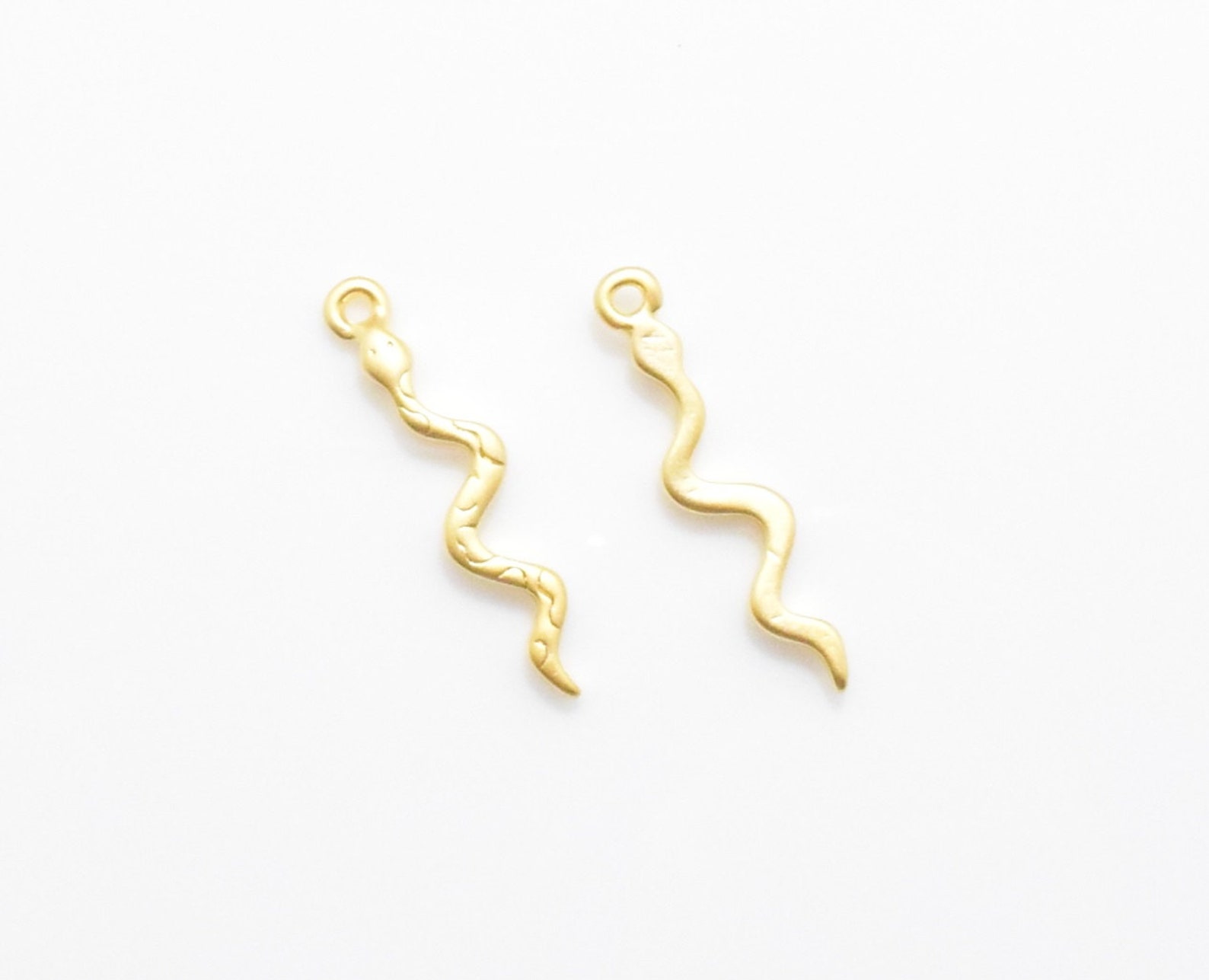 Snake Pendant . Snake Charm . Animal Charm . Jewelry Craft | Etsy