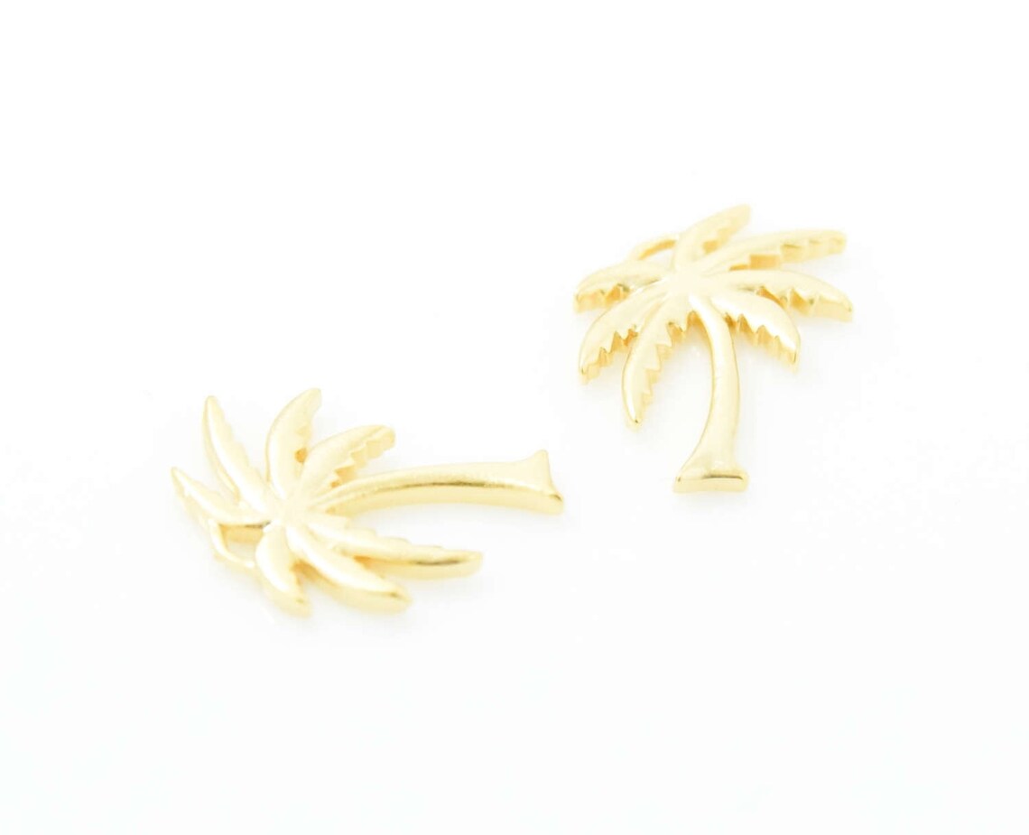 Palm Tree Pendant . Palm Tree Charm . Tiny Palm Tree Bead . - Etsy