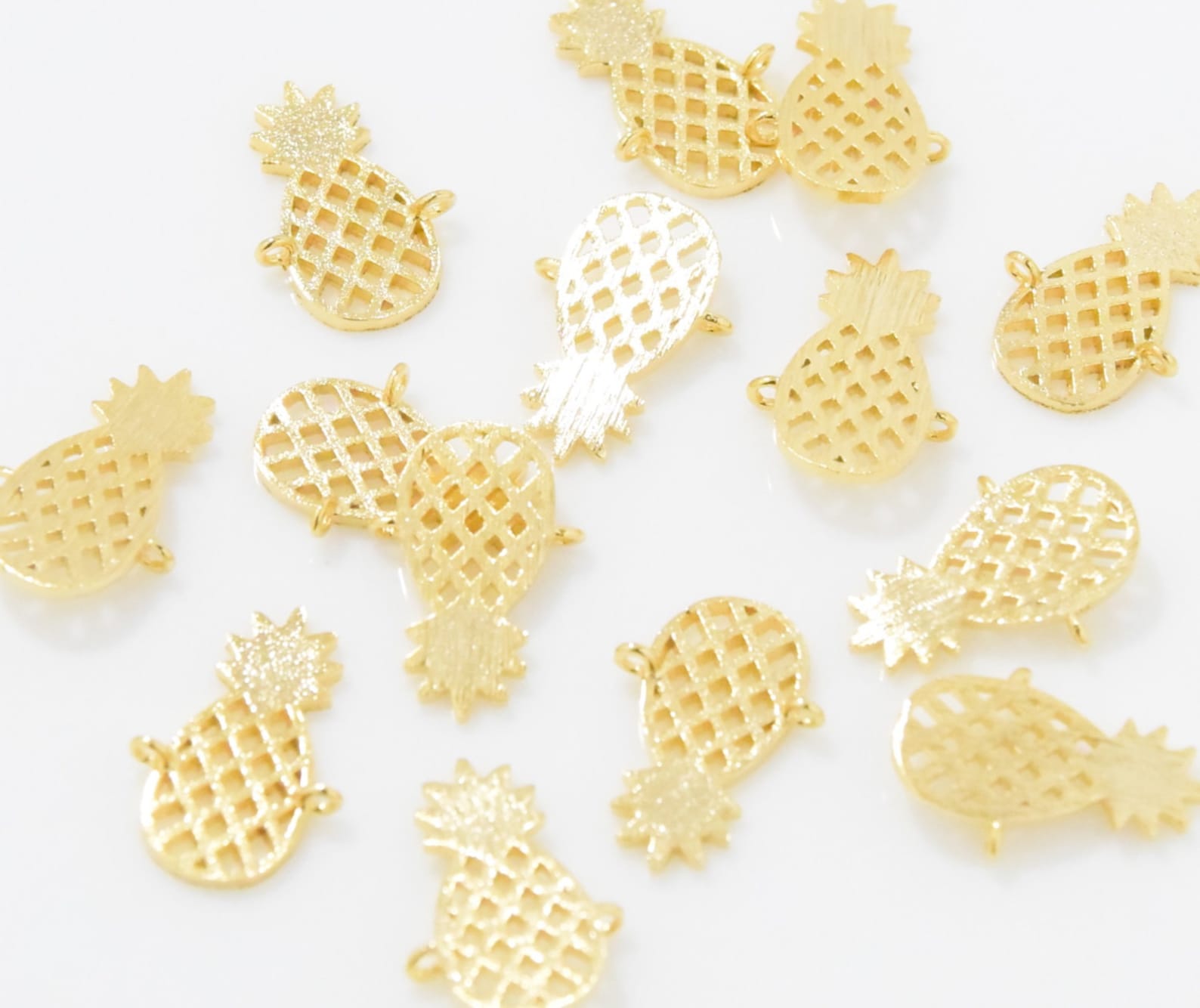 Pineapple Connector . Pineapple Pendant . Pineapple Charm . - Etsy