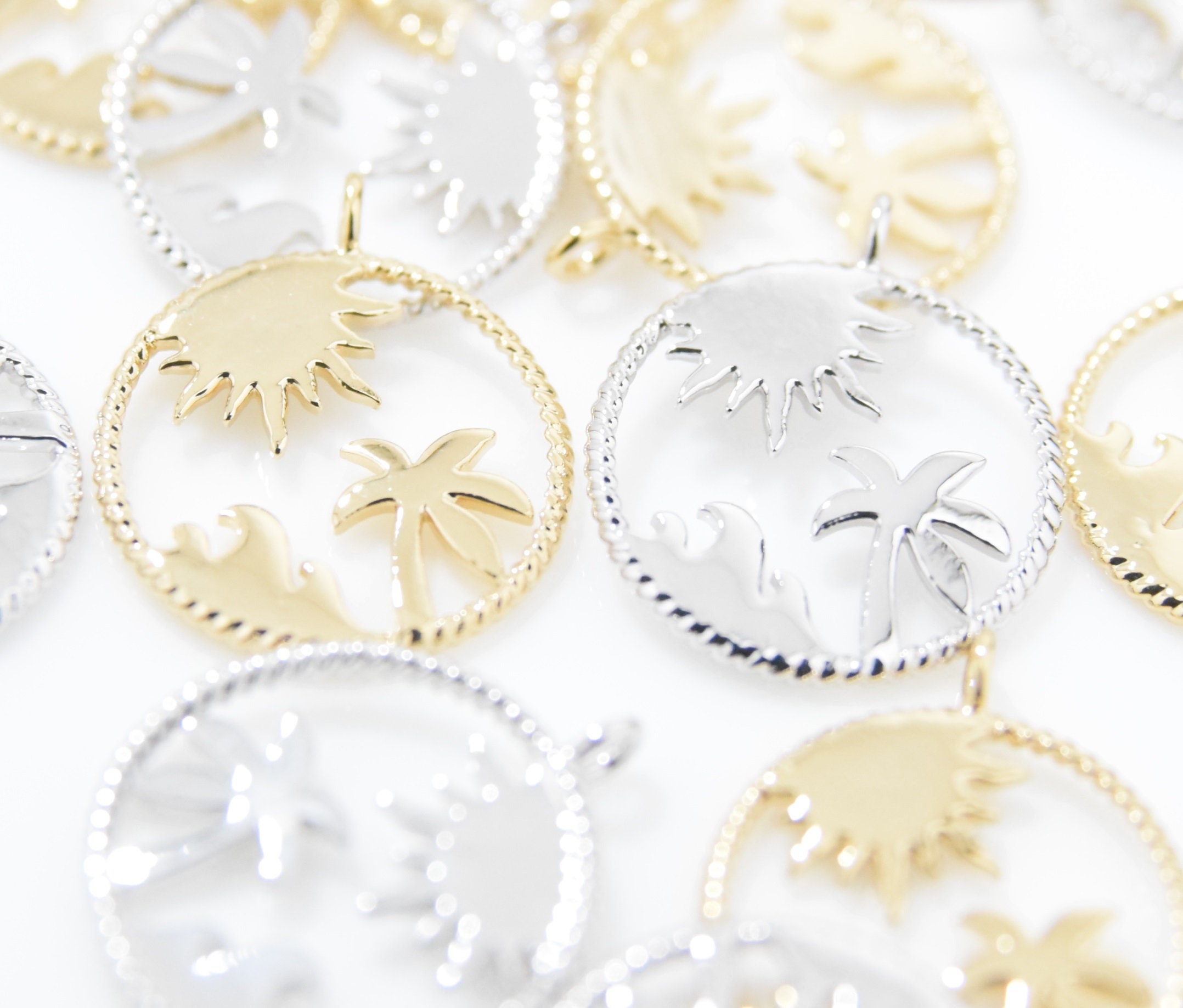 Hawaii Pendant . Hawaii Charm . Hawaii Beads . Beach Pendant . - Etsy