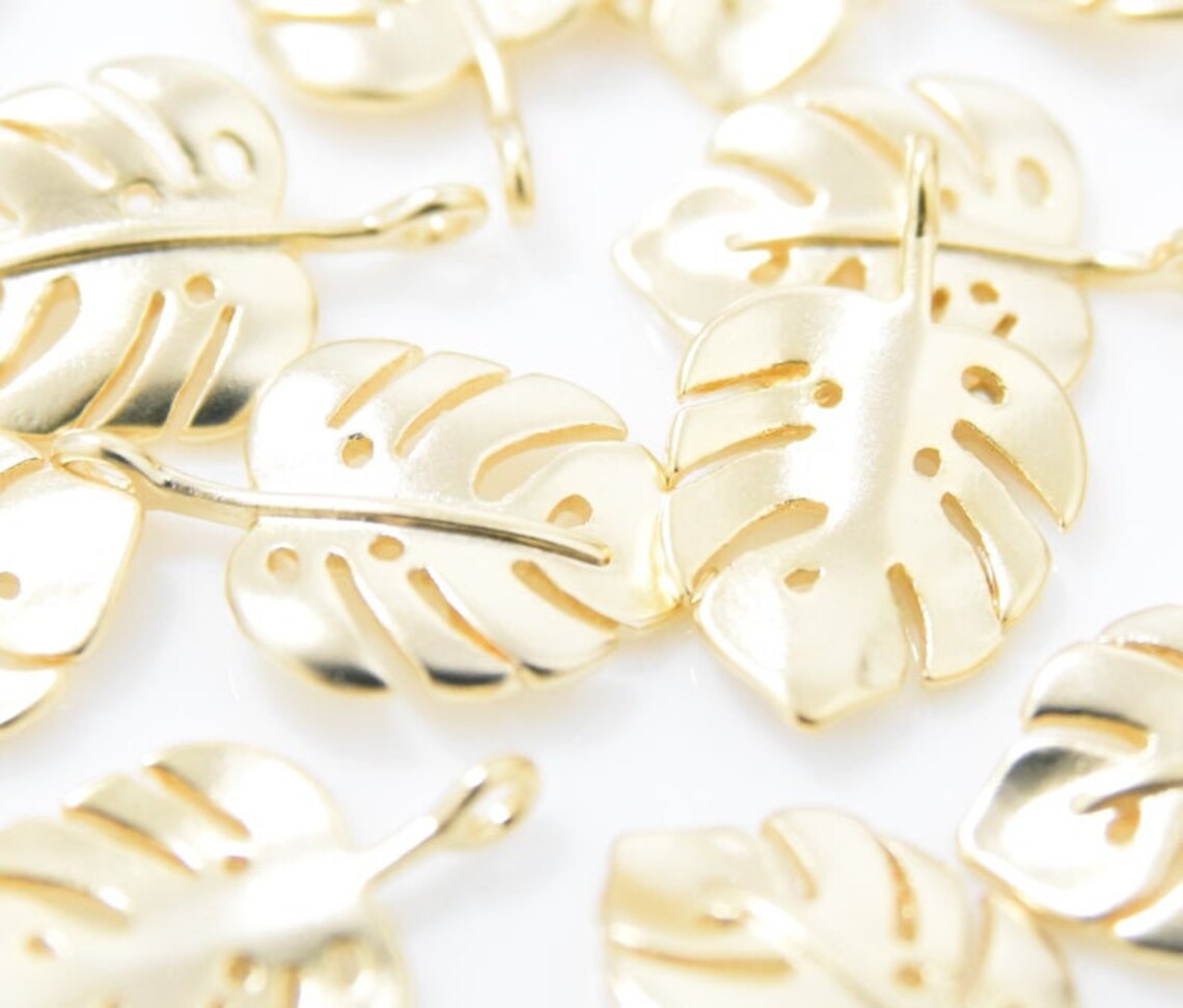 Tropical Foliage Pendant (small) . Monstera Pendant . Foliage Charm ...