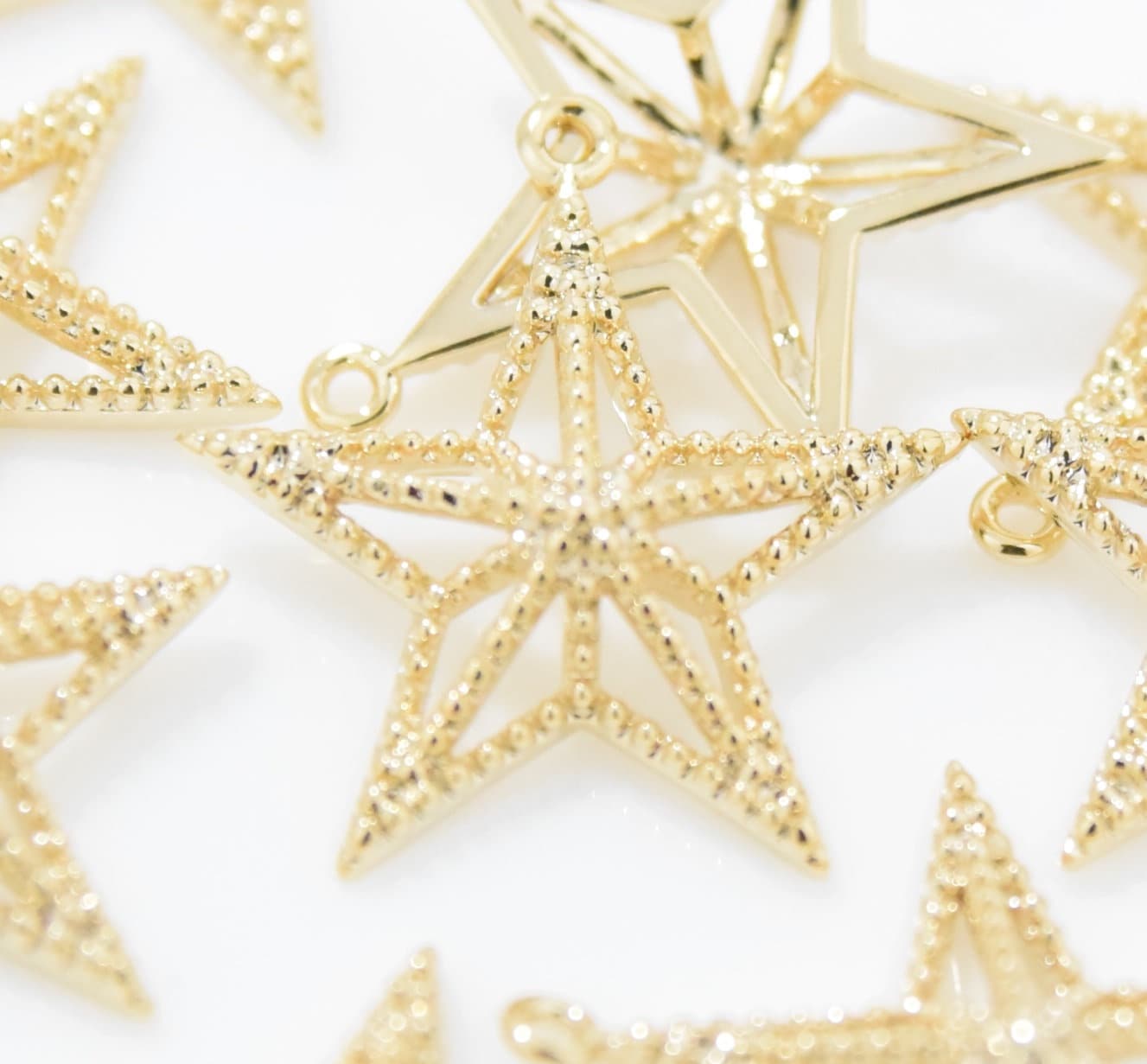 Colgante de latón estrella. Encanto estrella . Abalorios de | Etsy