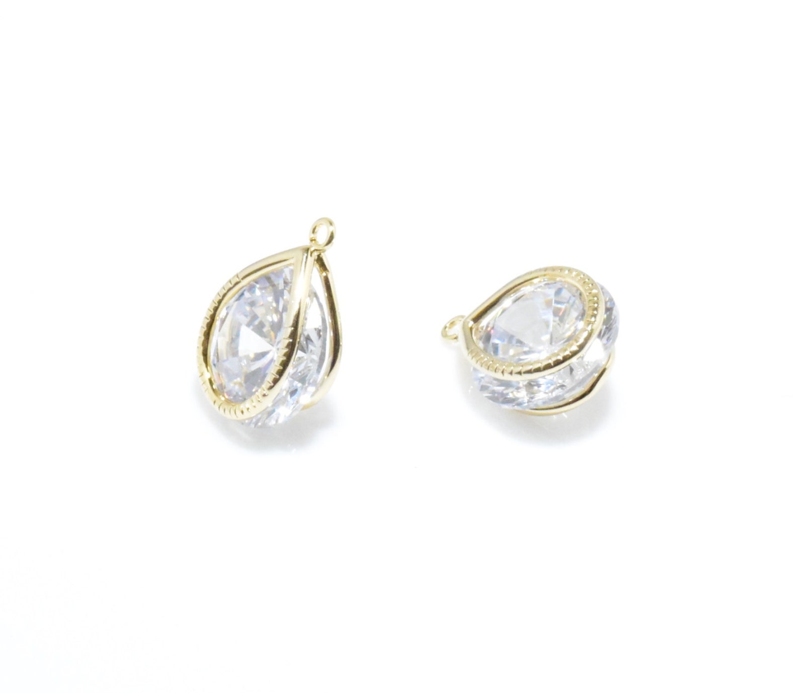 Cubic Teardrop Pendant . Teardrop Cubic Charm . Wedding | Etsy