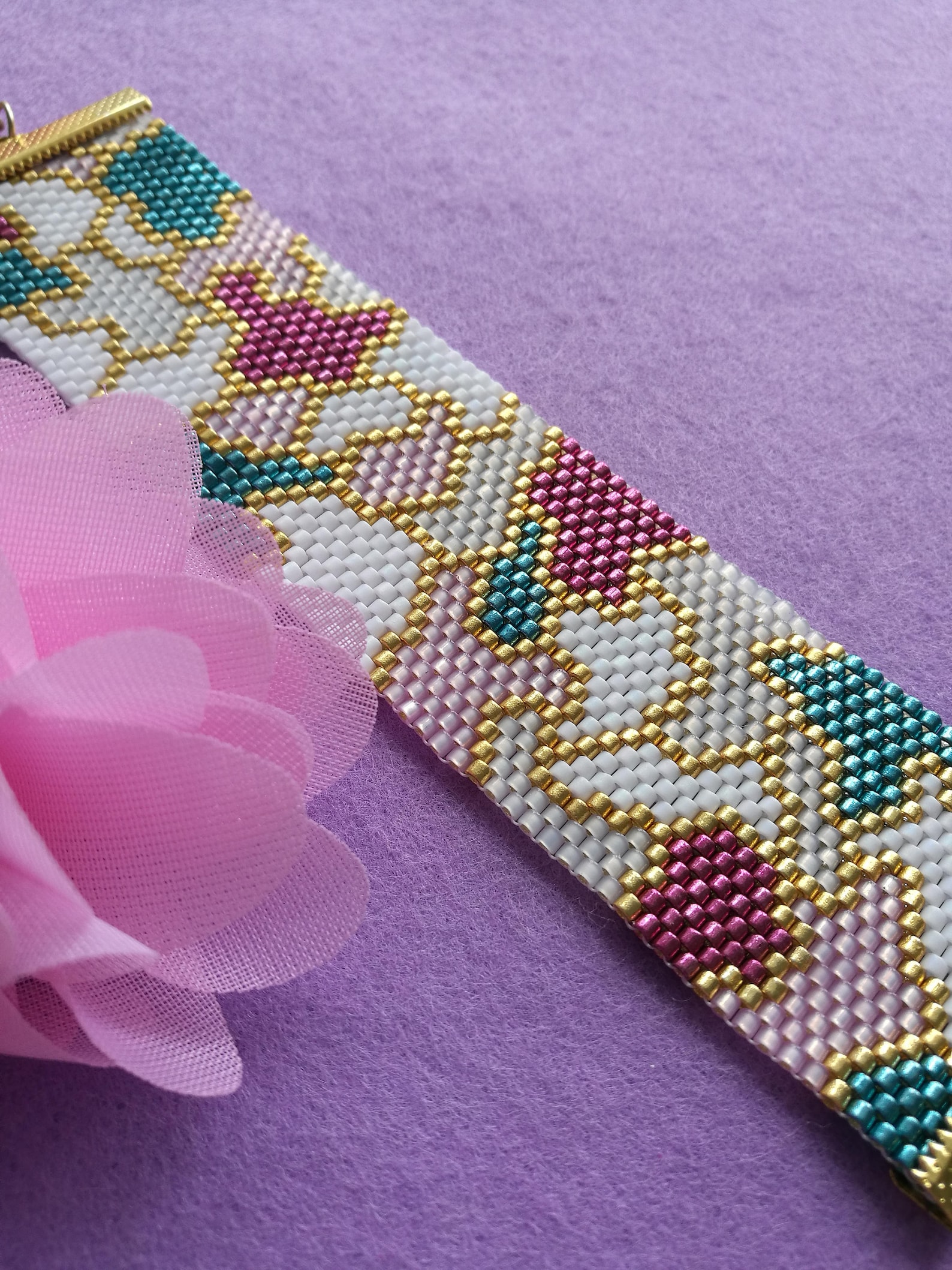Peyote Stitch Bracelet Pattern pretty Patches Teal, Pink, Gold & White ...