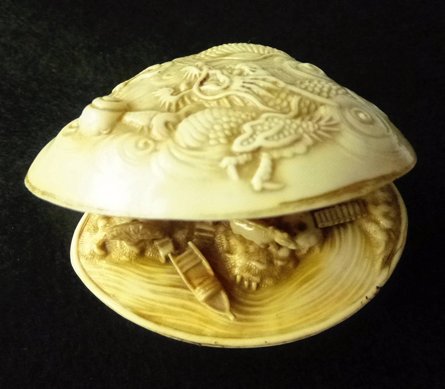 1940sjapan Celluloid Diorama Clam Shell Diorama Figurine Mini Diorama ...