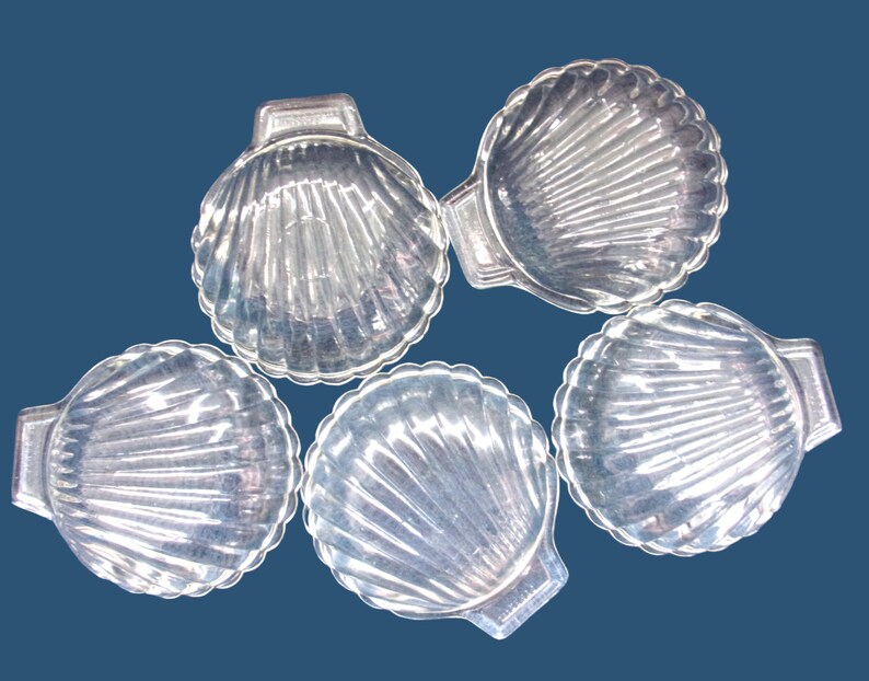 Vintage Pyrex Clear Glass Seashell Bowls for Stylish Summer ...