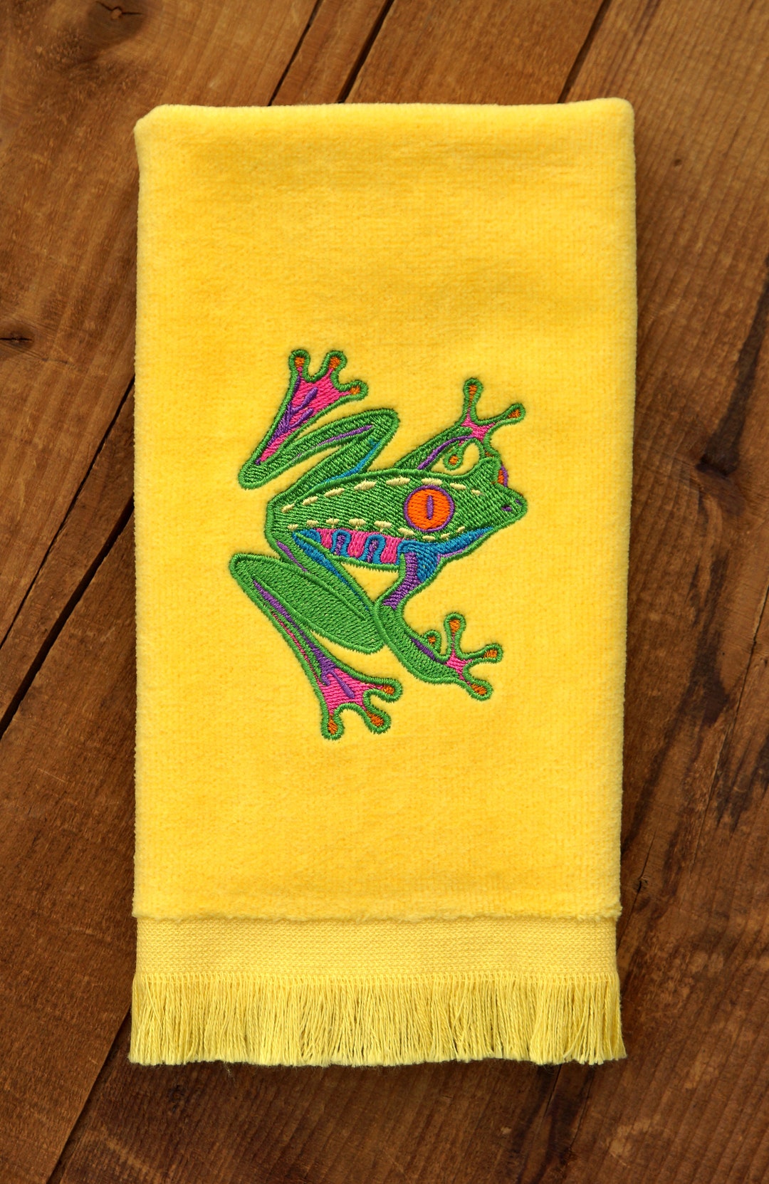 Embroidered Towels, Caribbean Frog Embroidered Hand Towel or Fingertip ...