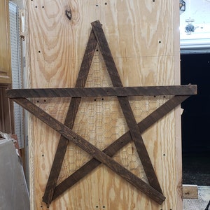 Handmade Stars With Chicken Wire Using Reclaimed Vintage Home Wall ...