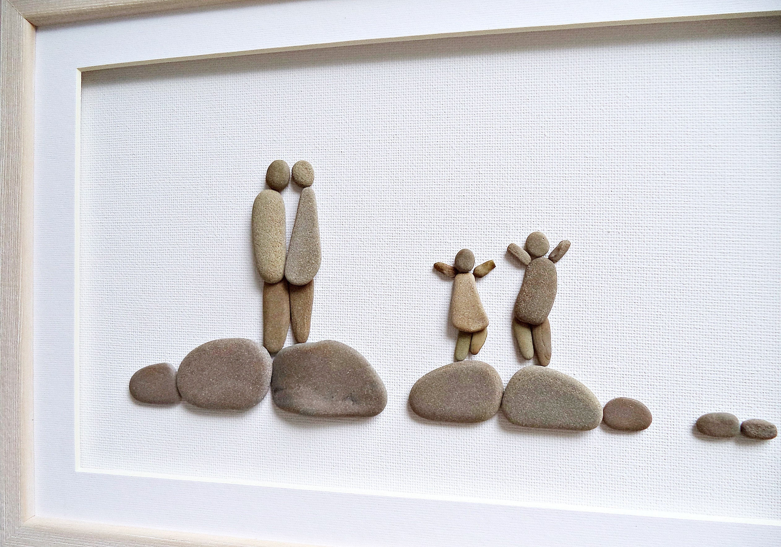 Pebble Art Family, Family of Four Framed Wall Art, Family of 4 Gift ...