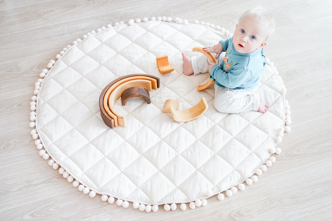 Natural Baby Play Mat With Pompom Trim, Padded Baby Play Mat, Round ...