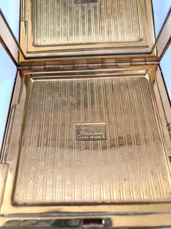 Elgin American Powder Compact - Gem