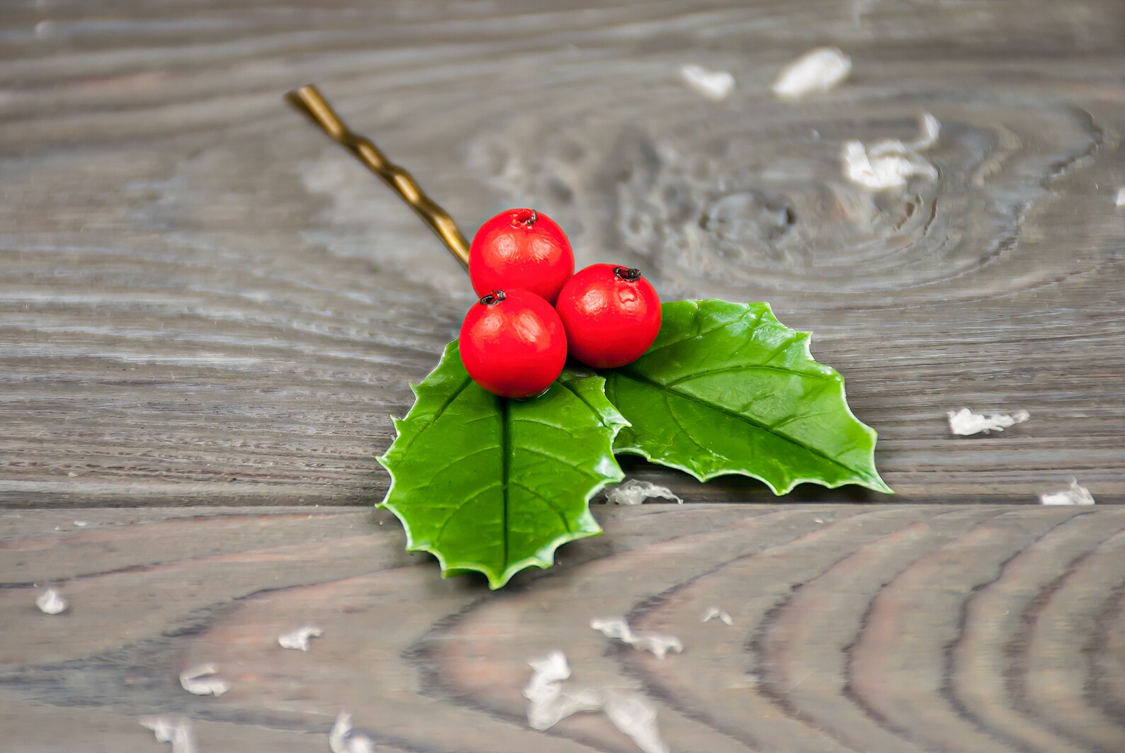 Holly brooch pin holly berries Xmas accessories Christmas | Etsy