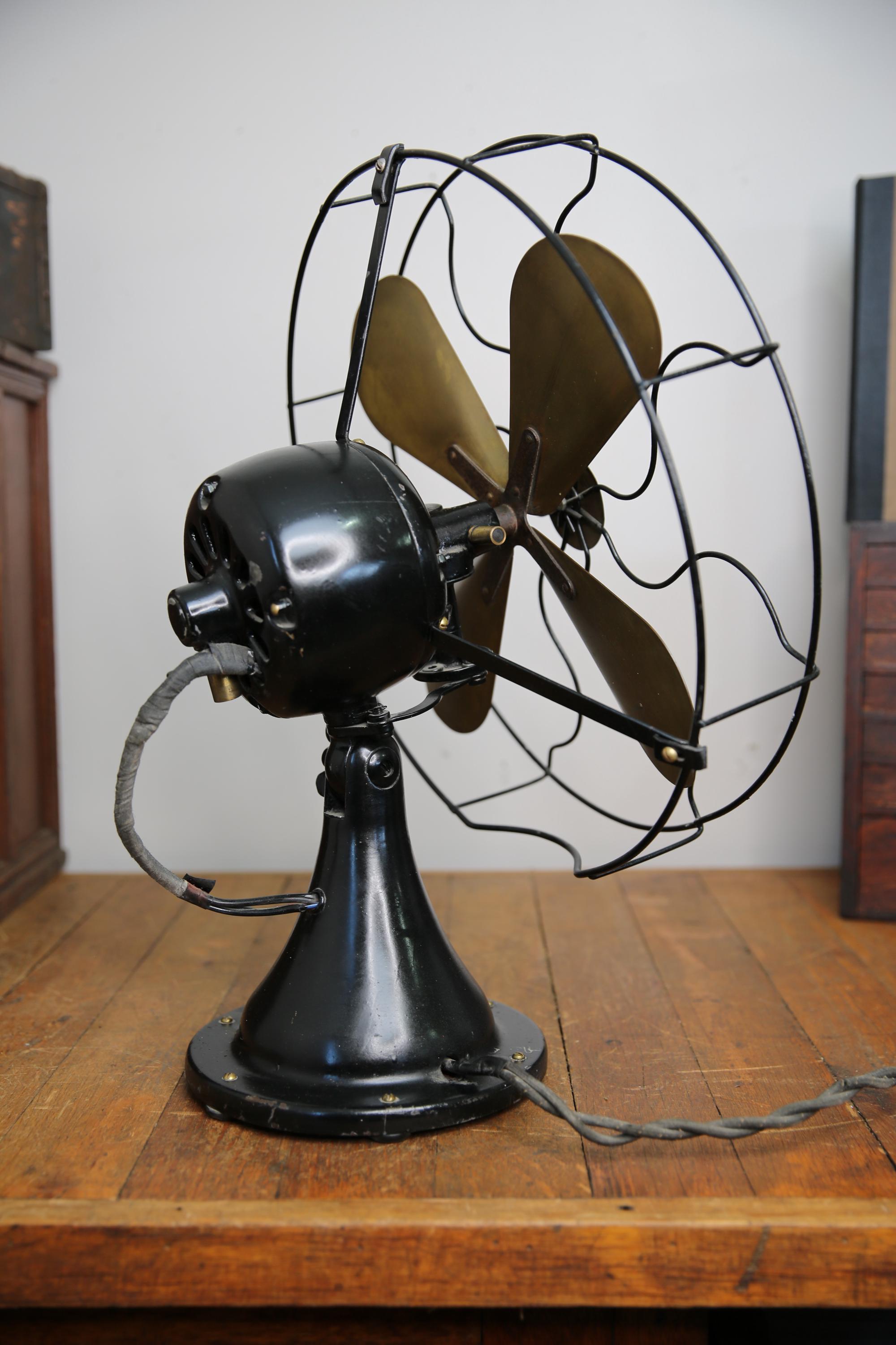 Antique Peerless Front Oscillating Electric Motor Fan 16" Brass Blade ...