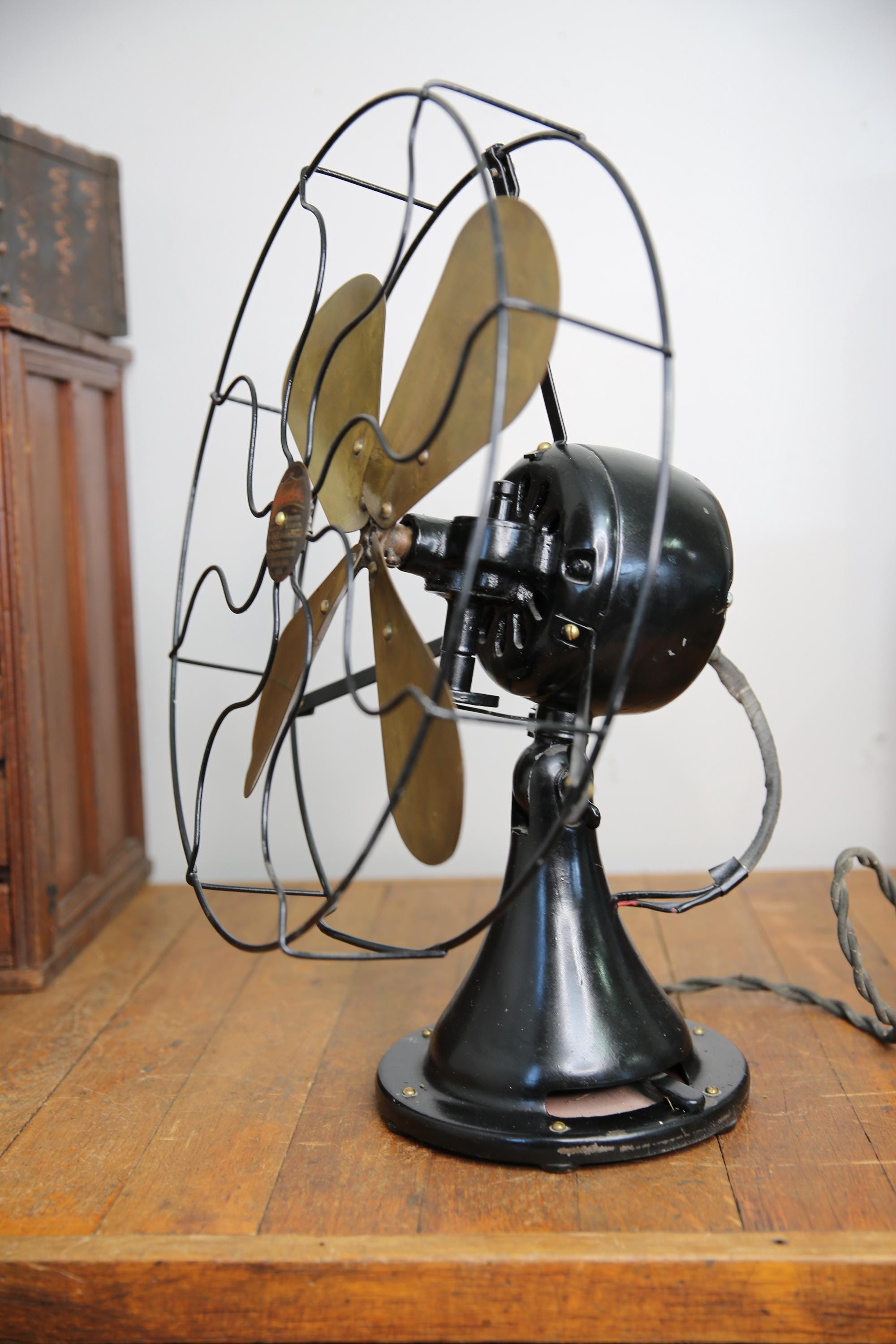 Antique Peerless Front Oscillating Electric Motor Fan 16" Brass Blade ...