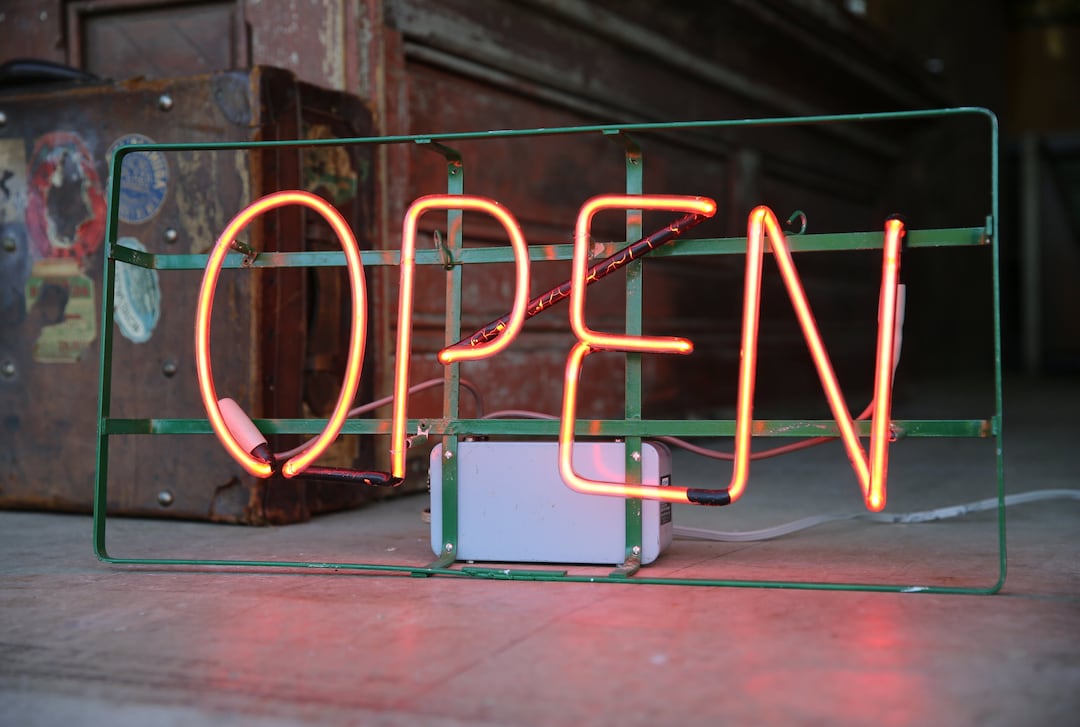 Vintage Neon Open Sign Retail Store Display Lighted Neon Bar Sign With ...