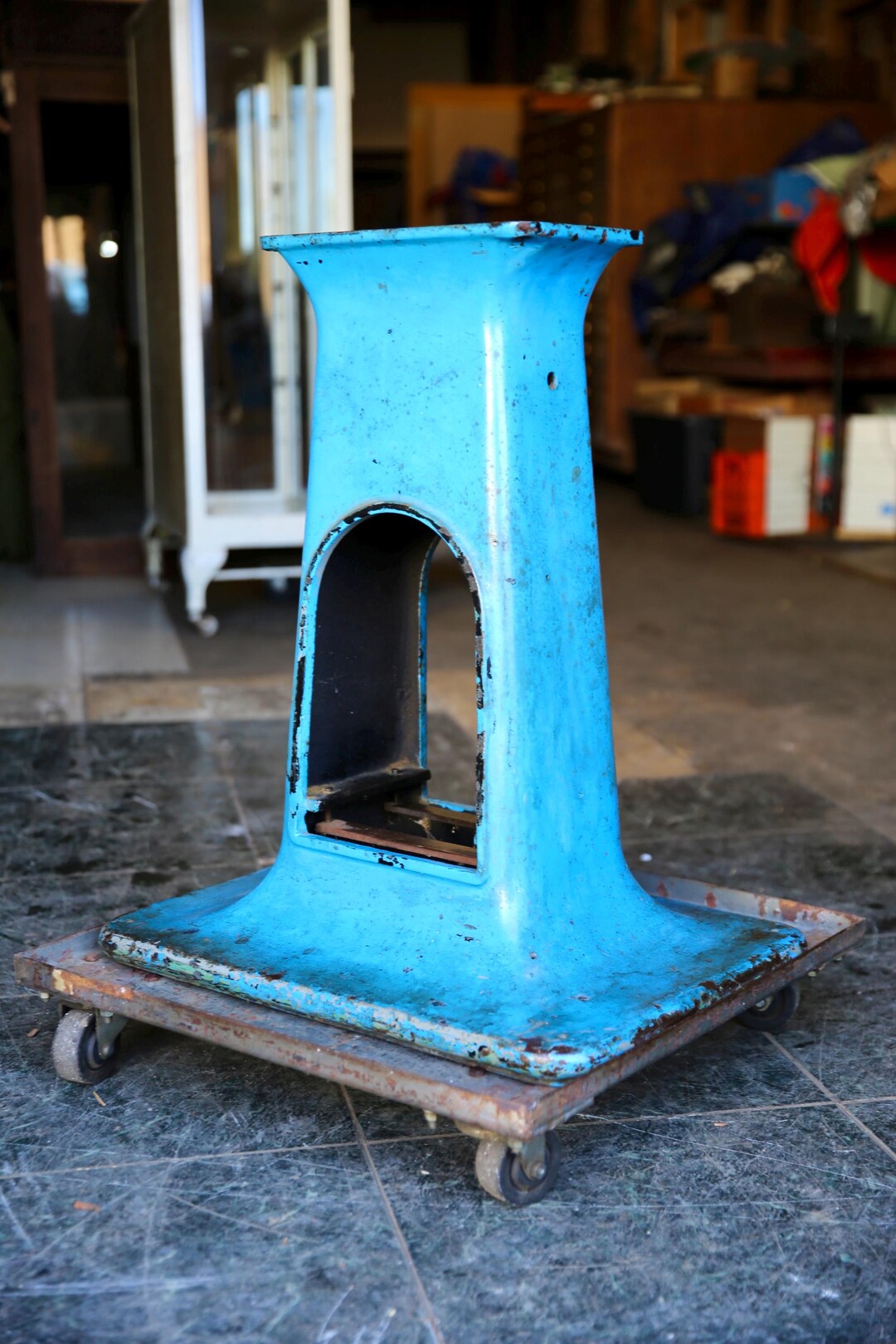 Vintage Cast Iron Machine Base Stand Steampunk Industrial Table ...