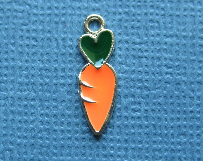 10 Carrot Charms Carrot Pendants Vegetable Charm Carrot - Etsy