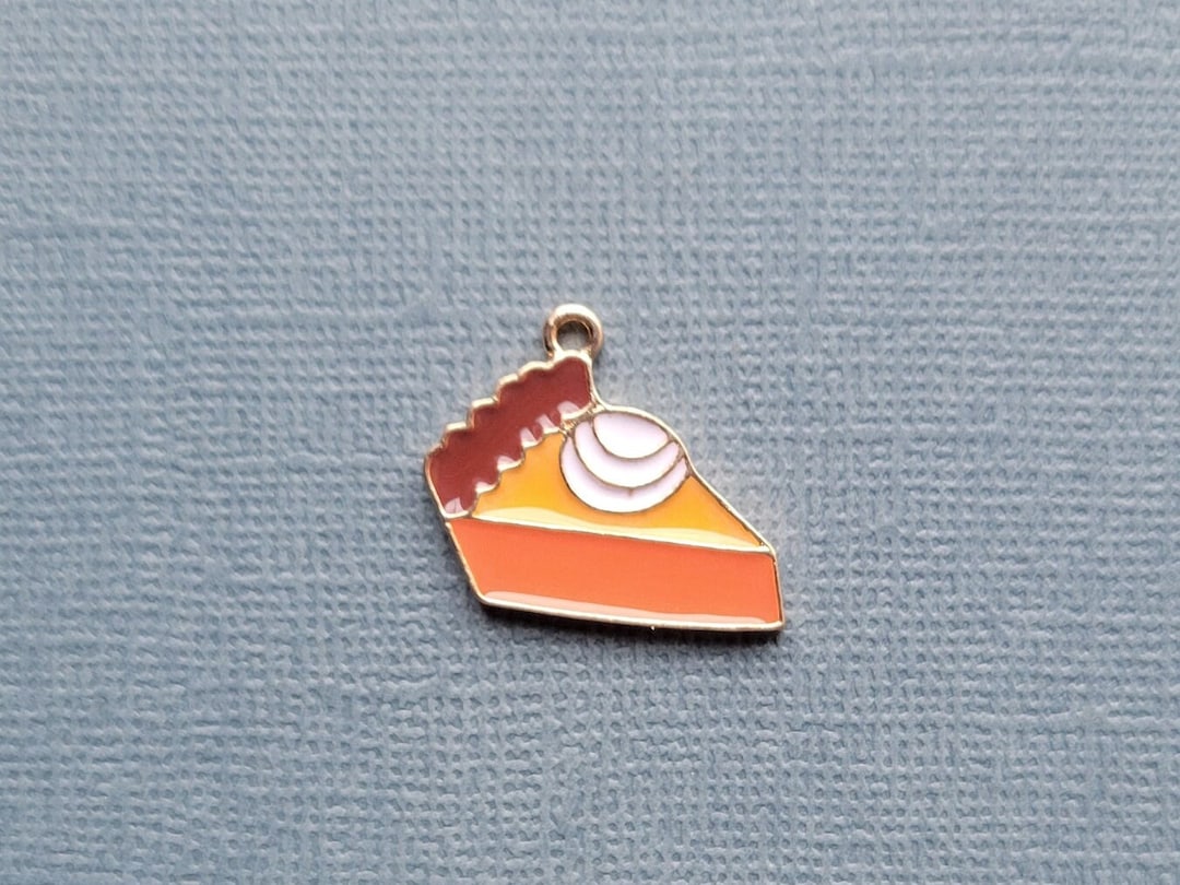 5 Pumpkin Pie Charm - Pumpkin Pie Pendant- Food Charm - Pie - Gold Tone ...