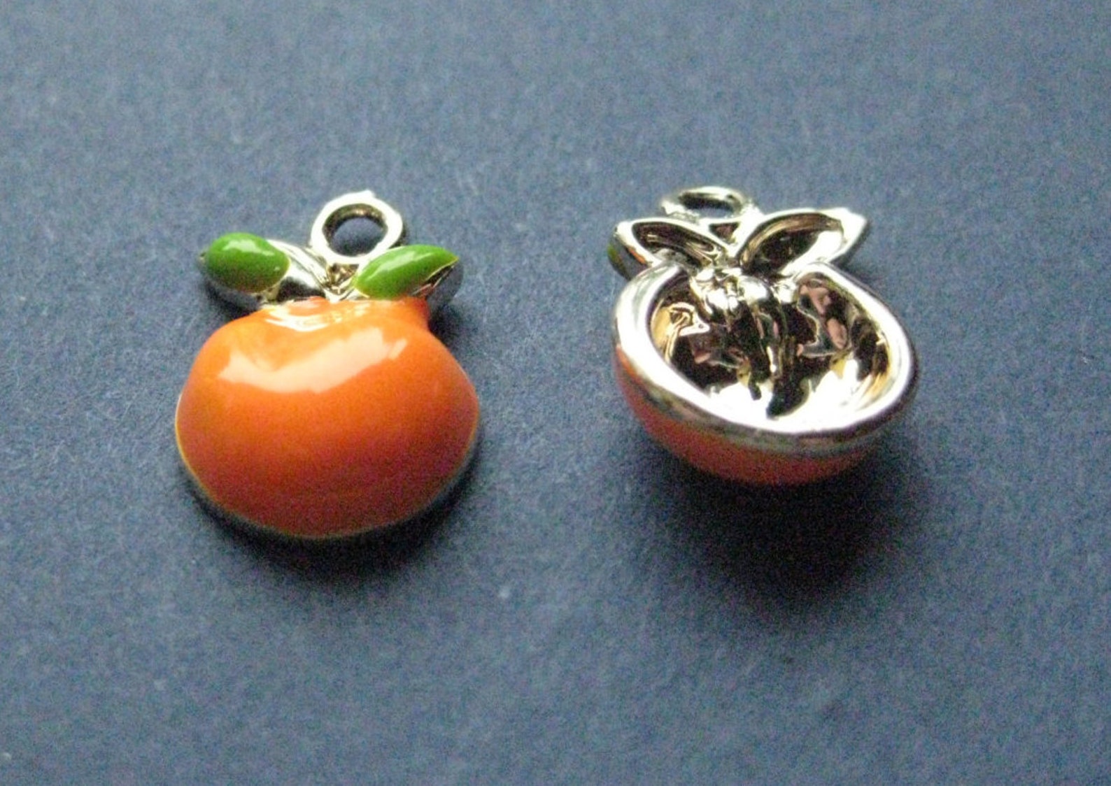 5 Orange Charms - Orange Pendants - Fruit Charm - Orange - Oranges ...