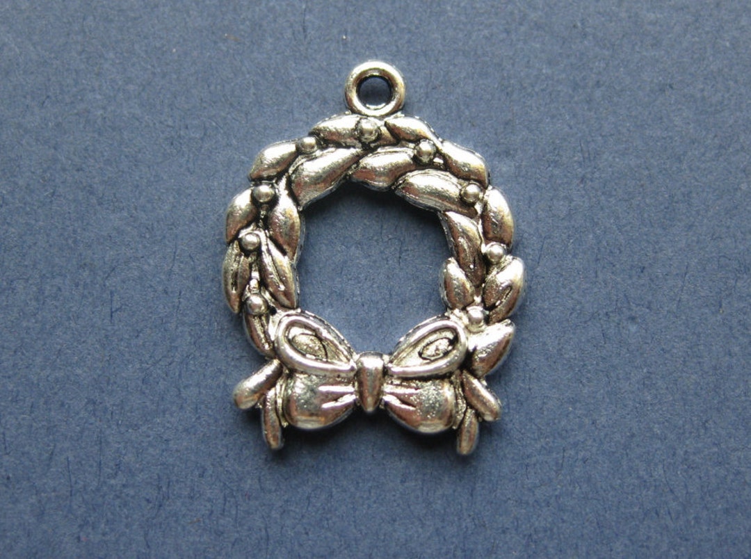 5 Wreath Charms - Wreath Pendants - Christmas Wreath - Wreath - Antique ...