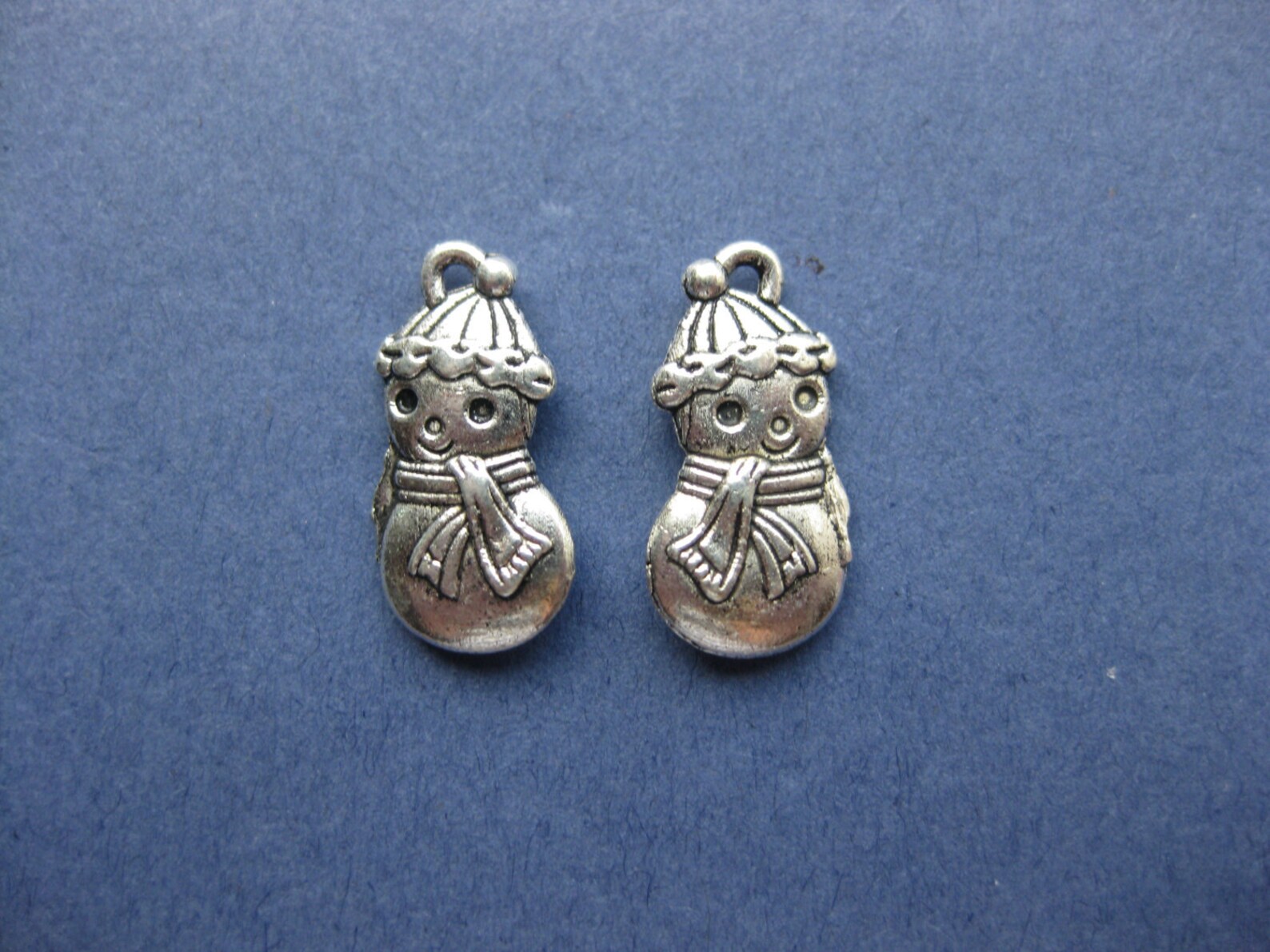 10 Snowman Charms Snowman Pendants Snowman Winter Charm - Etsy