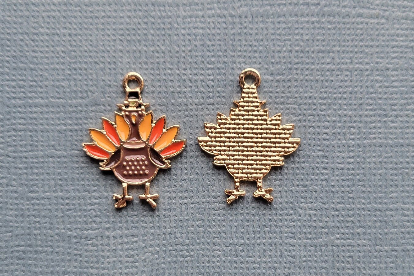 5 Turkey Charms - Turkey Pendants - Fall Charm - Thanksgiving Charm ...
