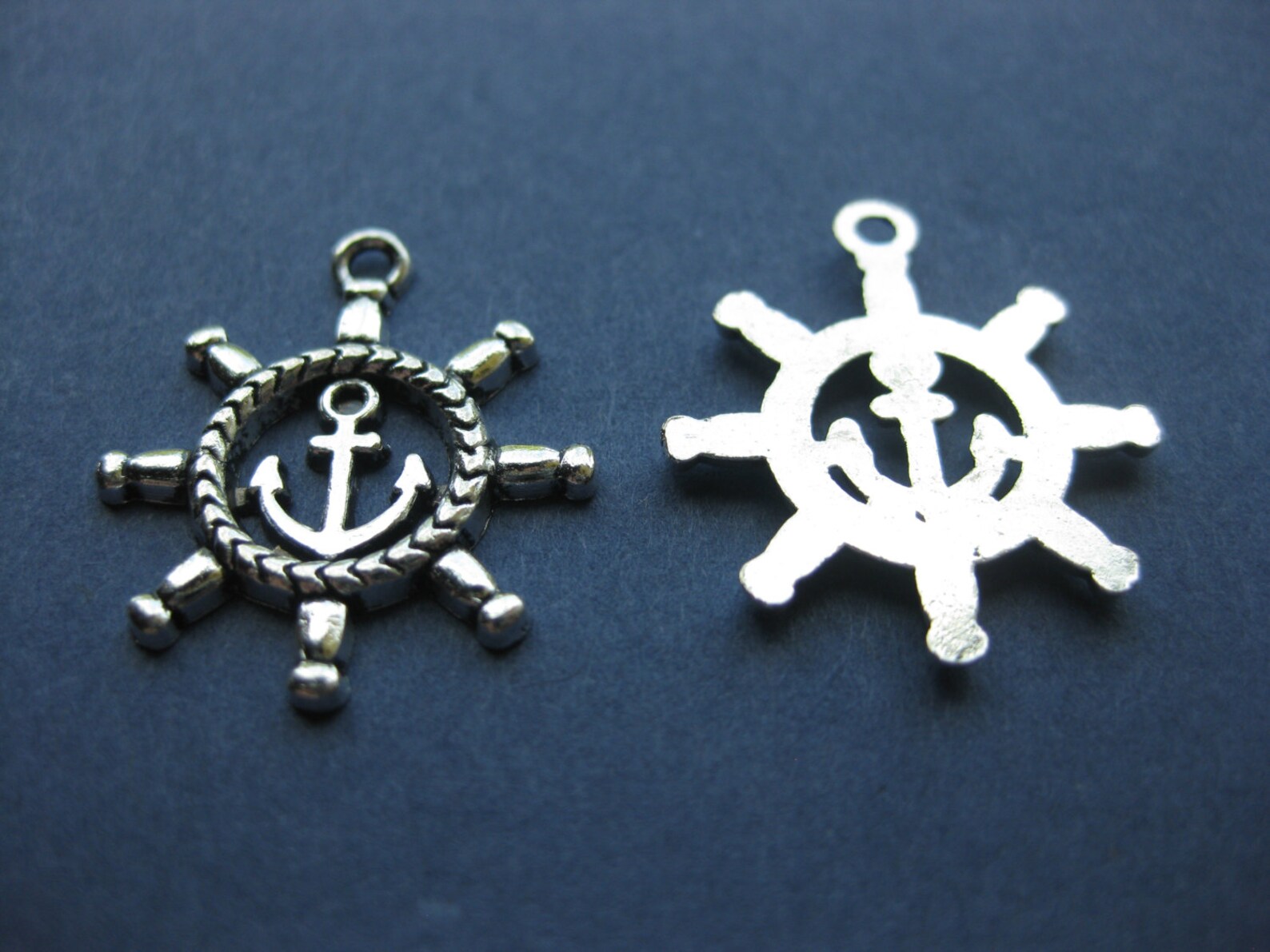 10 Ship Wheel Charms - Ship Wheel Pendant - Ship Wheel - Anchor Charm ...