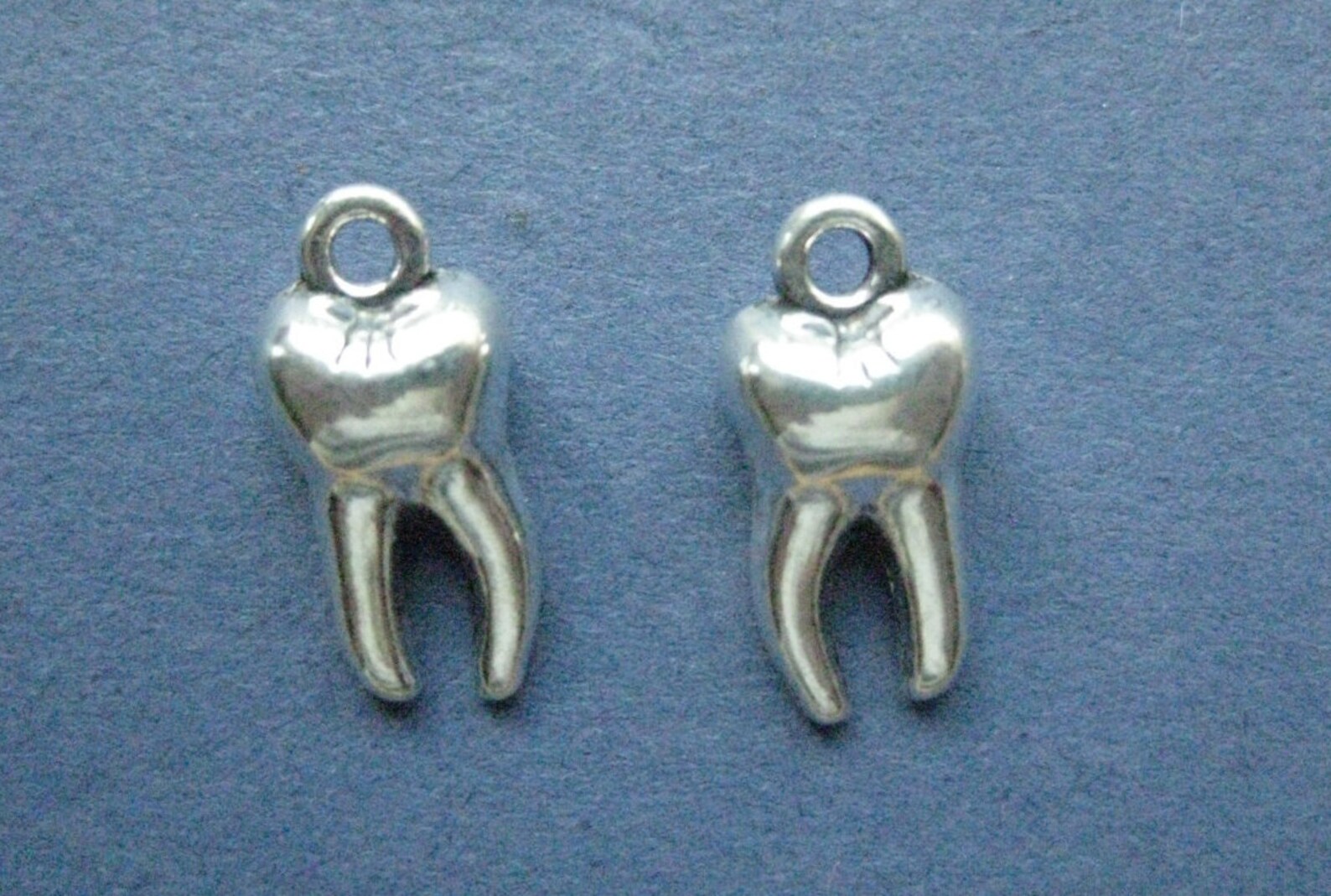 8 Tooth Charms Tooth Pendants Tooth Fairy Dentist Charm Antique Silver ...