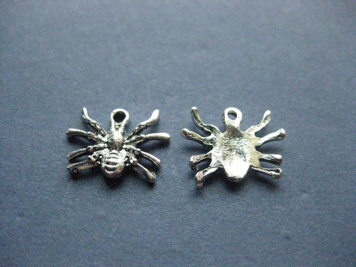 10 Spider Charms - Spider Pendants - Spider - Spiders - Bug Charm ...