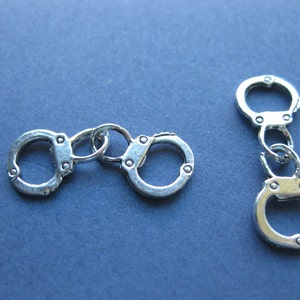 10 Handcuff Charms - Handcuff Pendants - Handcuffs - Antique Silver ...