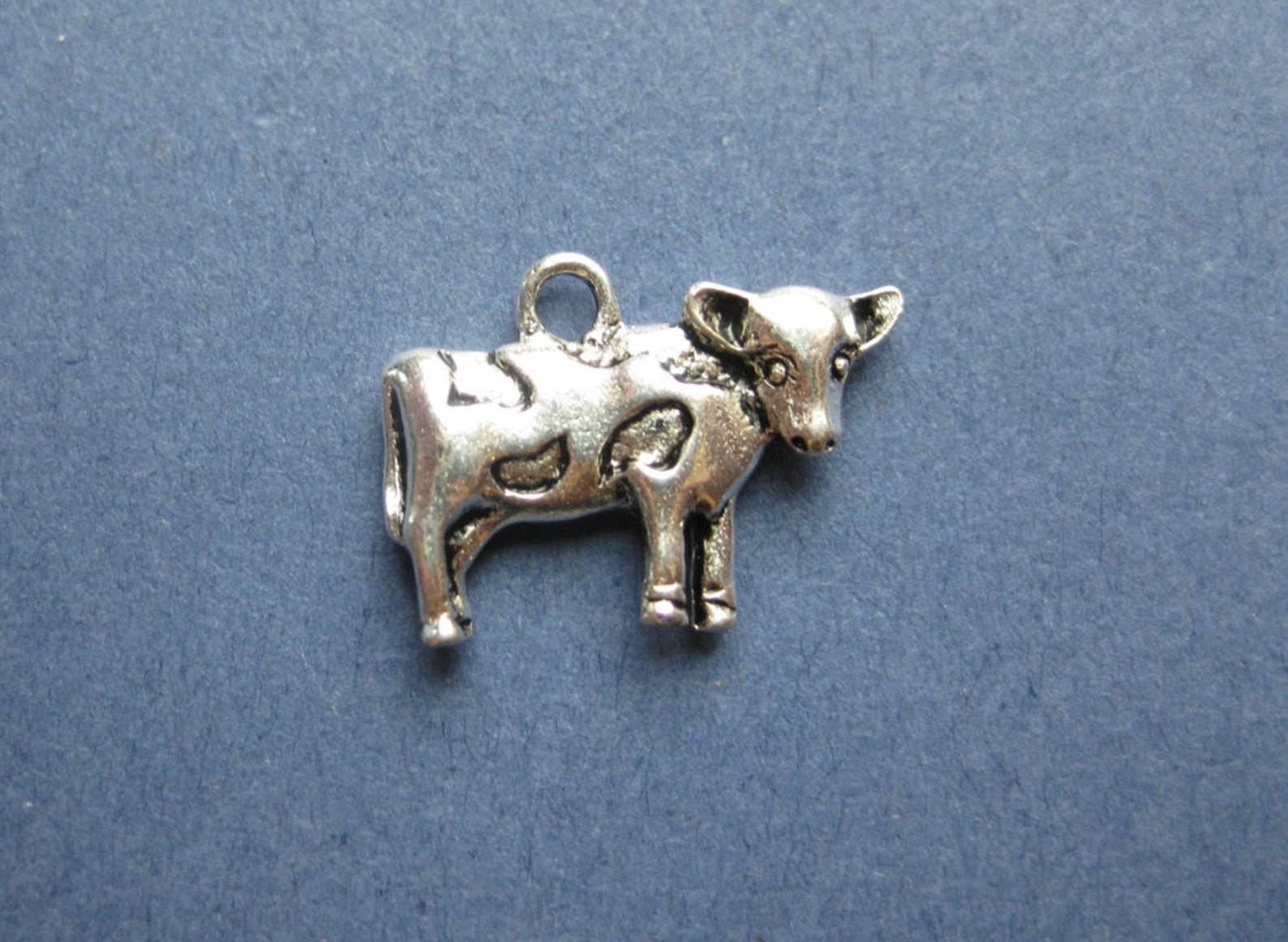 5 Cow Charms Cow Pendants Animal Charms Antique Silver - Etsy