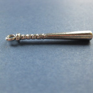 10 Baseball Bat Charms - Baseball Bat Pendants - Baseball Bats ...