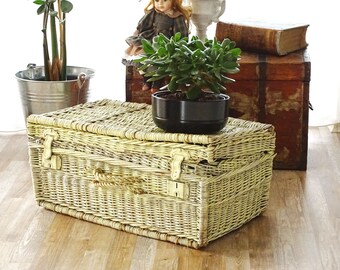 Wicker Blanket Chest - Etsy