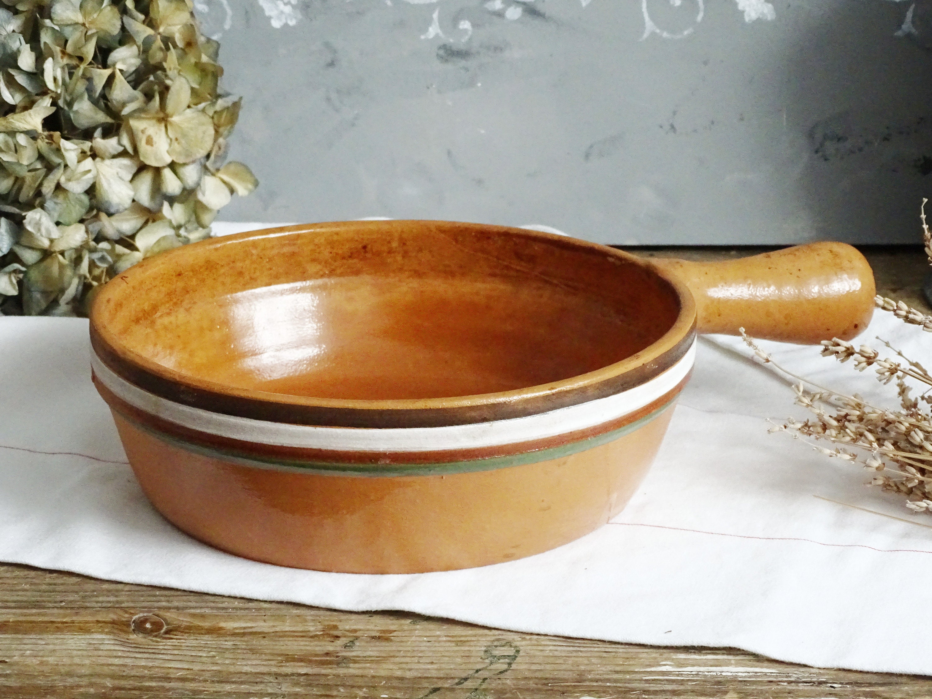 Round Ceramic Casserole Dish Handle Stripes, Terracotta Tart Bake Pan ...