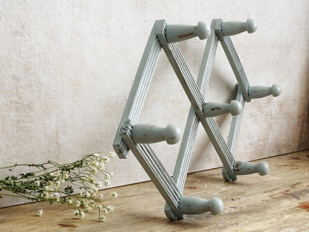 Wood Accordion Peg Rack, Expandable Coat Rack, Rustic Blue Coat Pegs ...